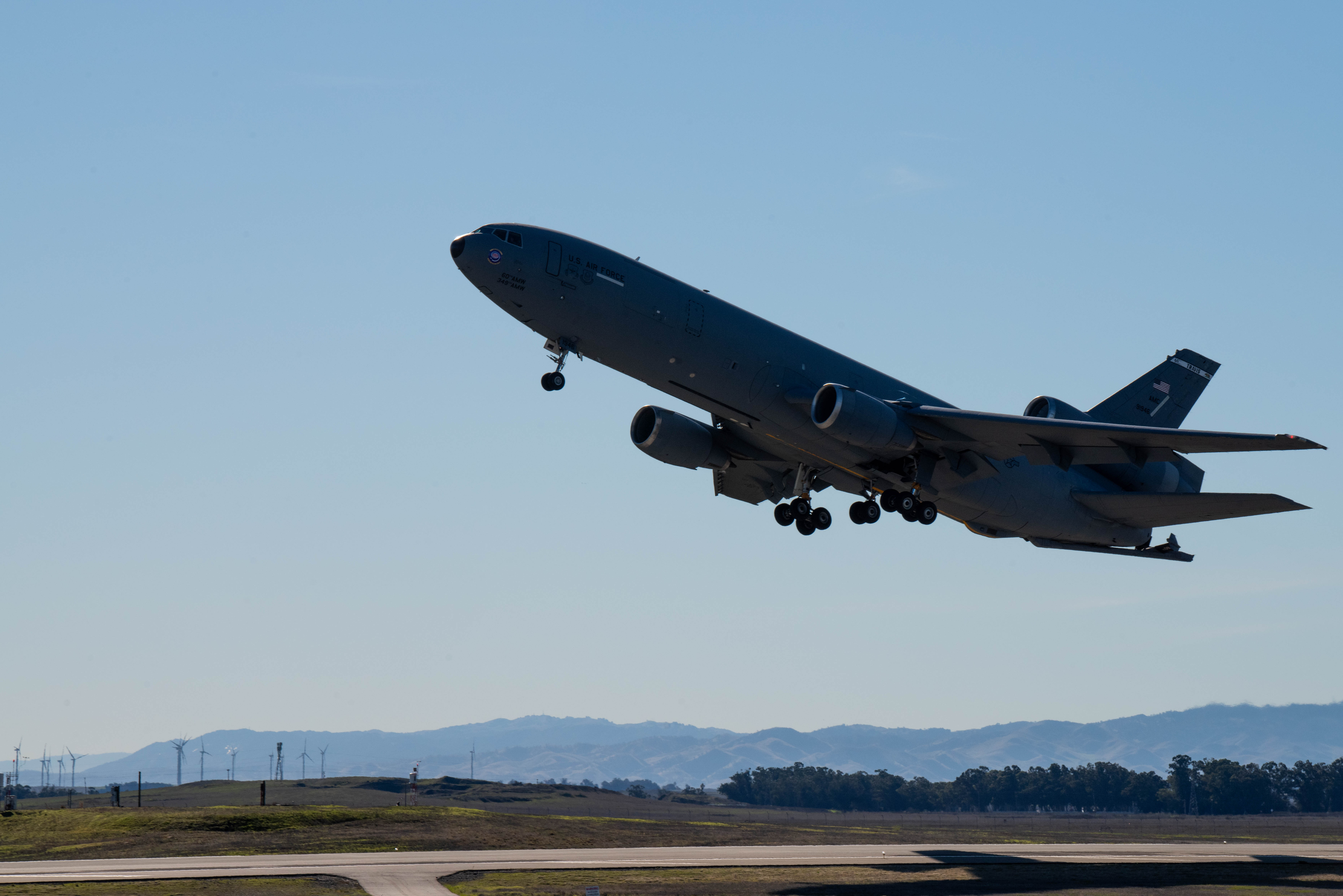 9th Air Refueling Squadron retires flagship KC-10 Extender > Travis Air ...