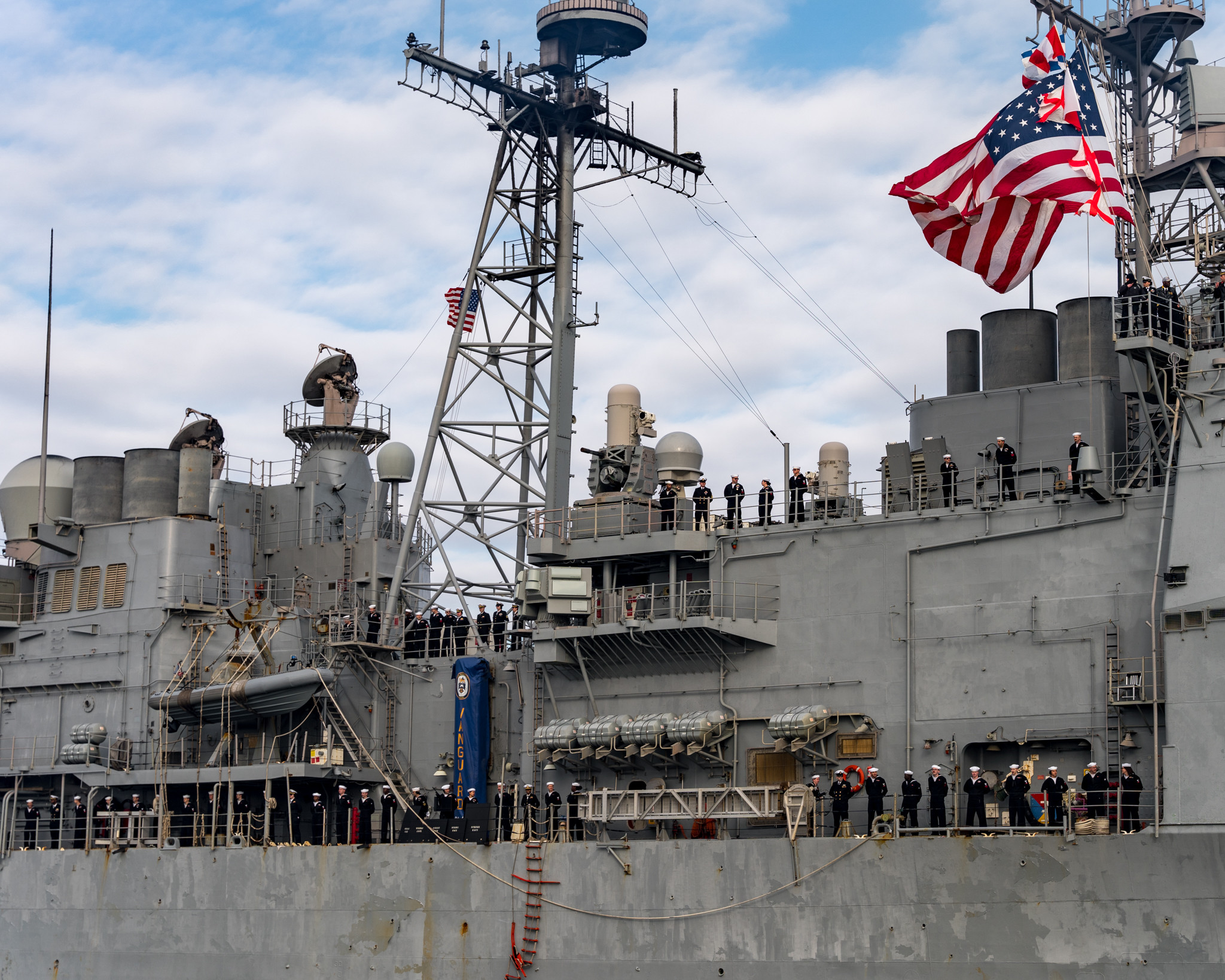 USS Normandy Returns Home from 8-Month Deployment > United States Navy ...