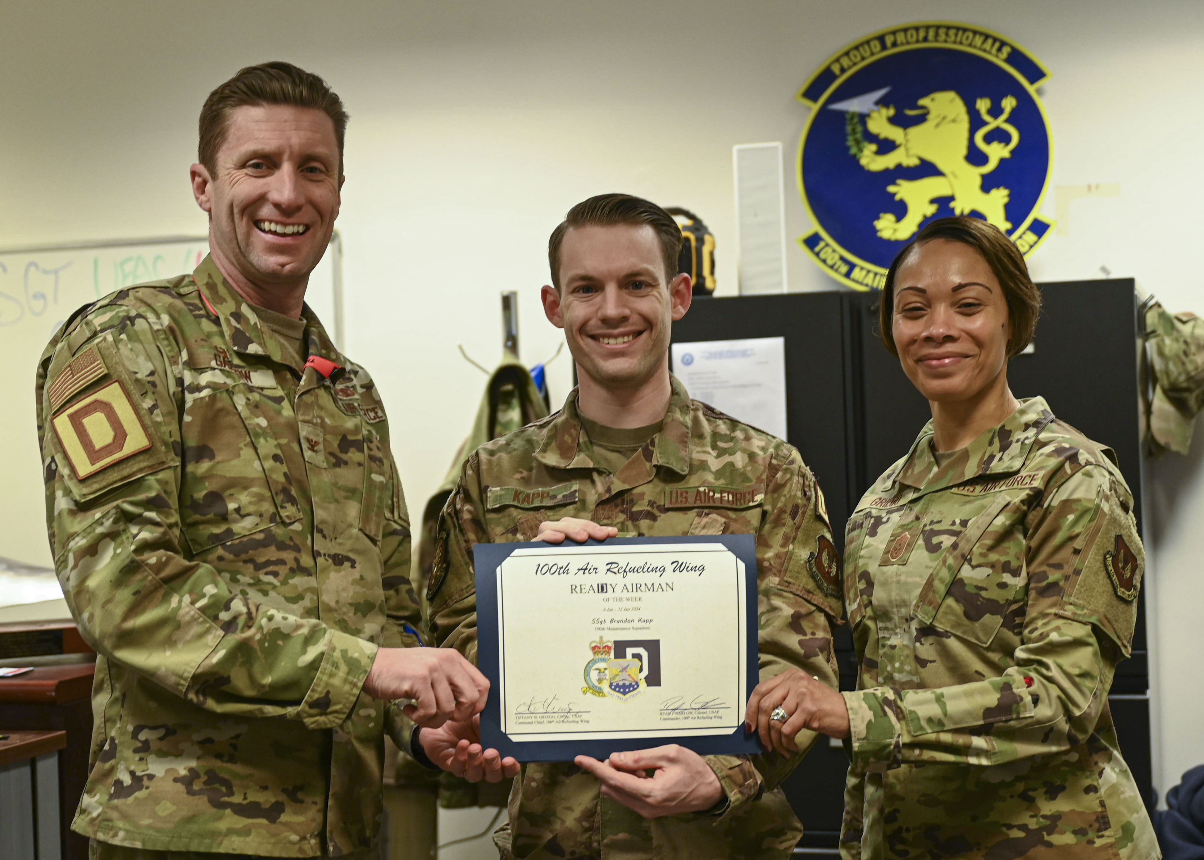 100th ARW command team coins ReaDy Airman of the Week > Royal Air Force ...