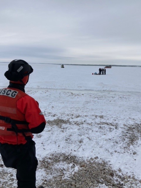 Coast Guard rescues 9 from ice floe on Lake Erie > United States Coast ...