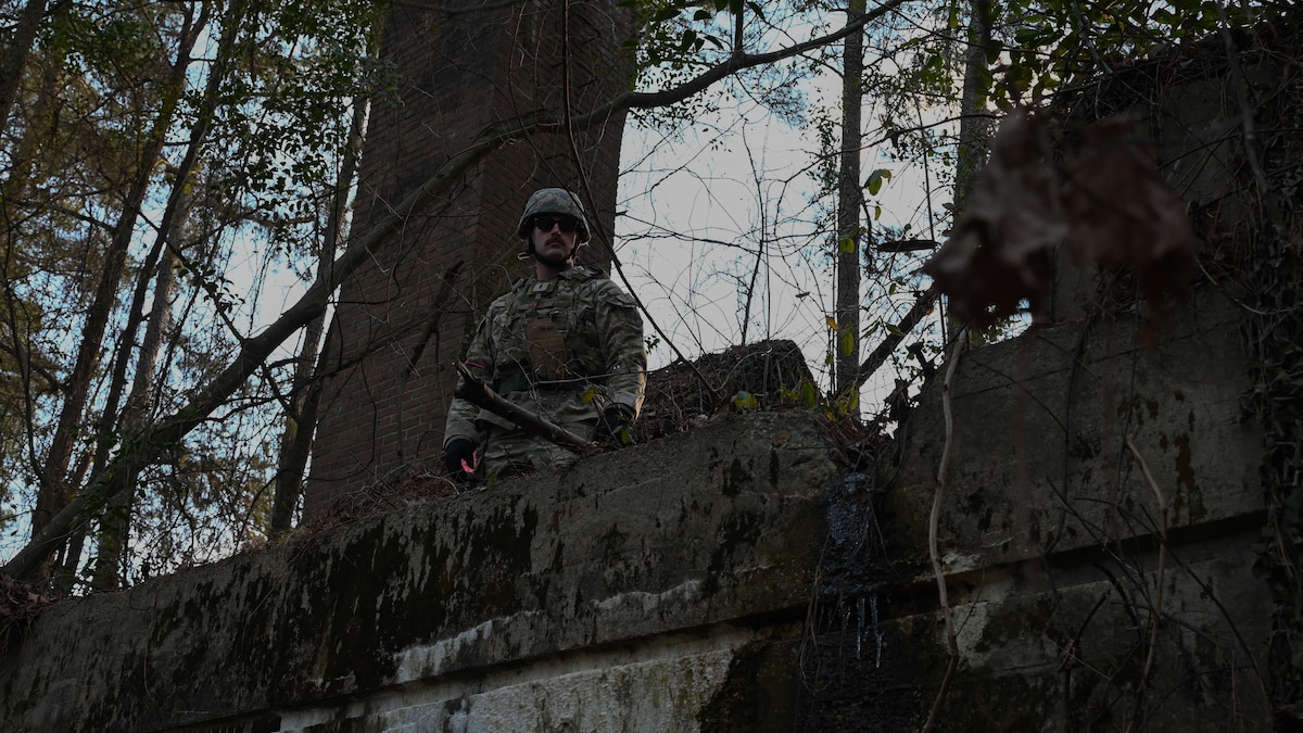 4th Civil Engineer Squadron conducts 2-day Bivouac Training > Seymour ...