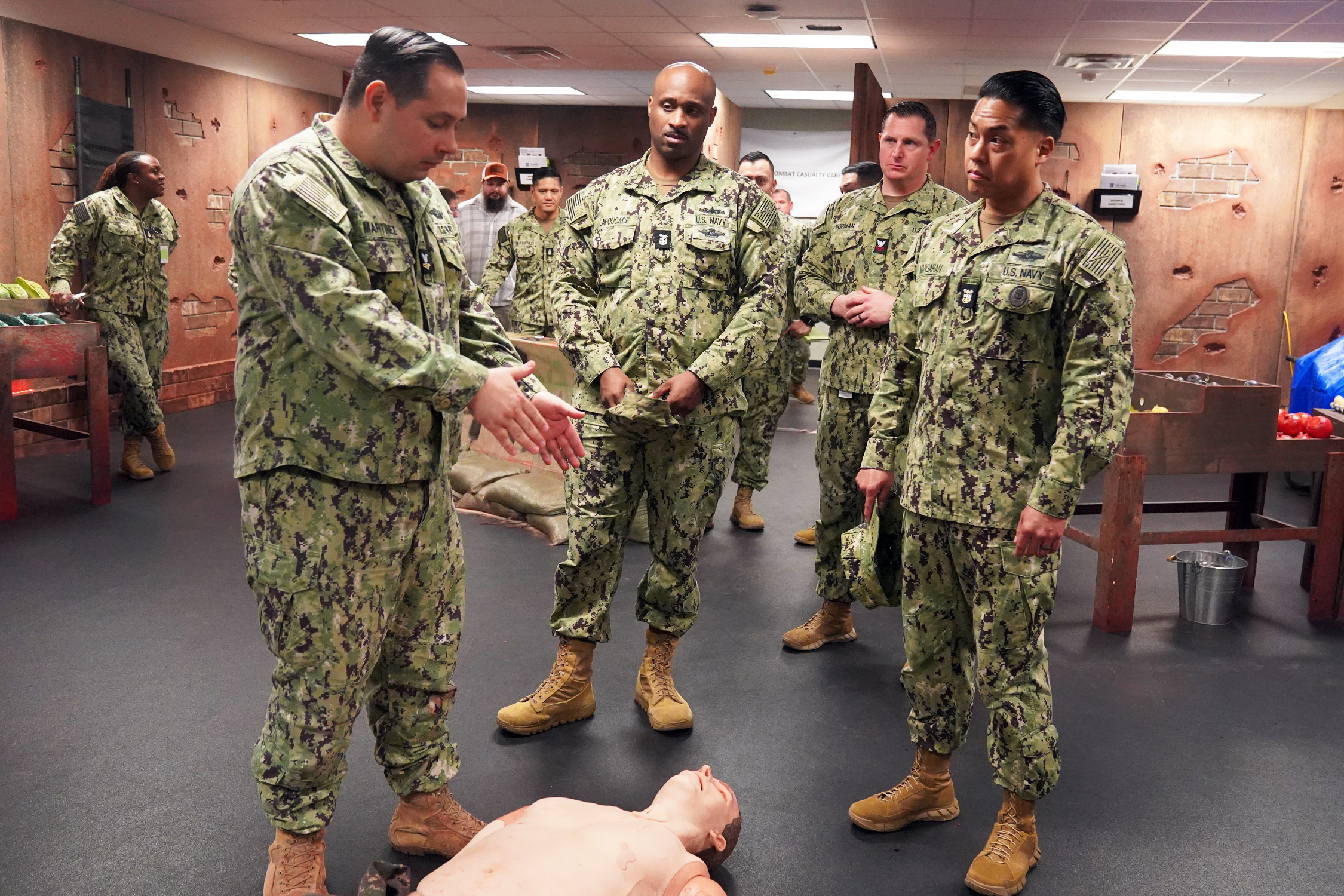 BUMED FORCM Mangaran visits Navy Hospital Corpsman "A" & "C" Schools ...