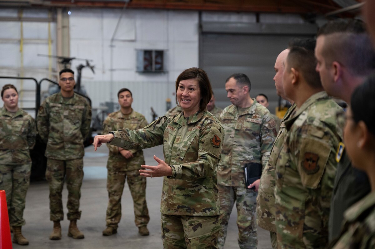 Leadership Beyond the Rank: CMSAF JoAnne S. Bass engages with Kirtland ...