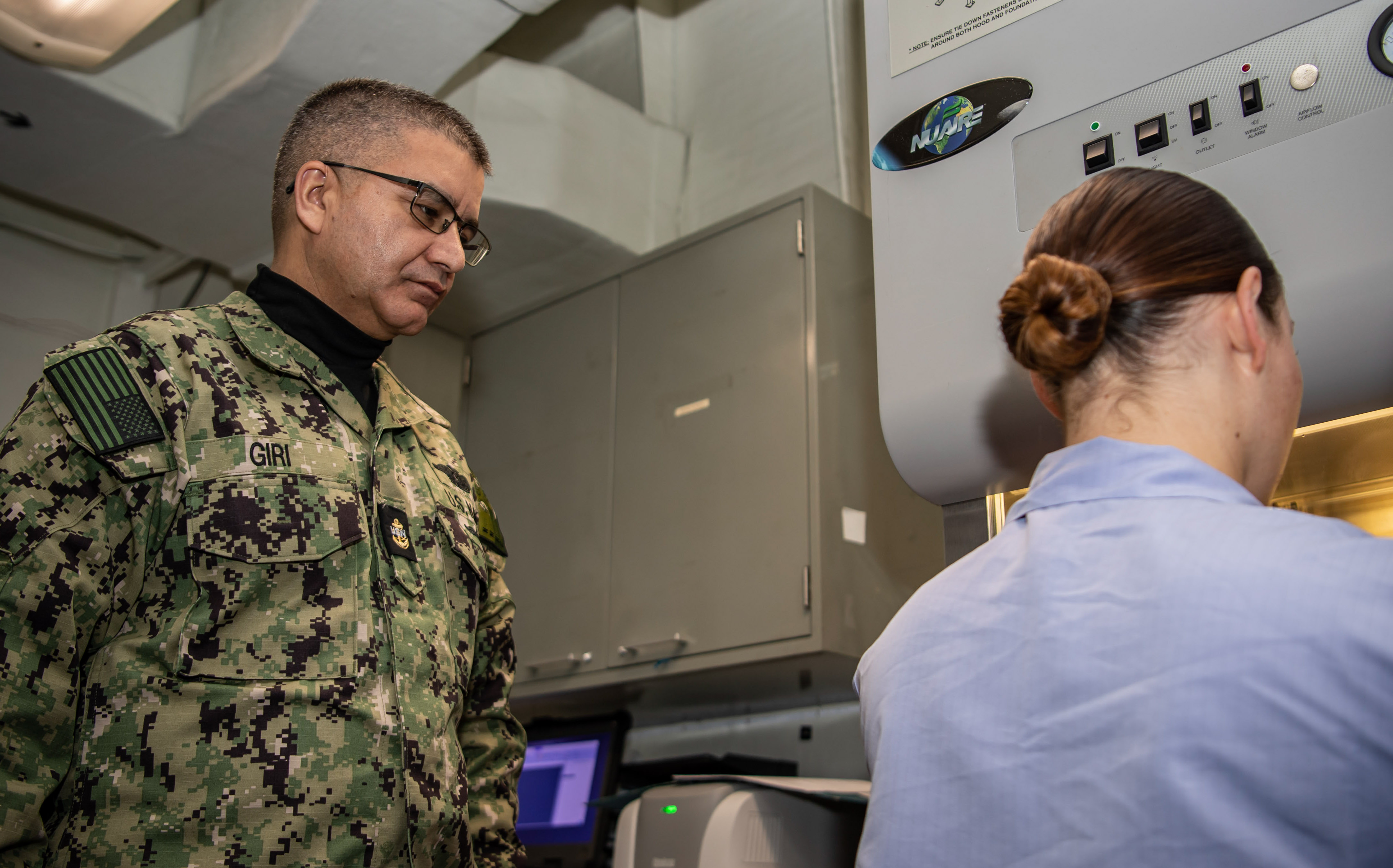 NMRC Personnel Provide Biological Warfare Diagnostic Training Aboard ...