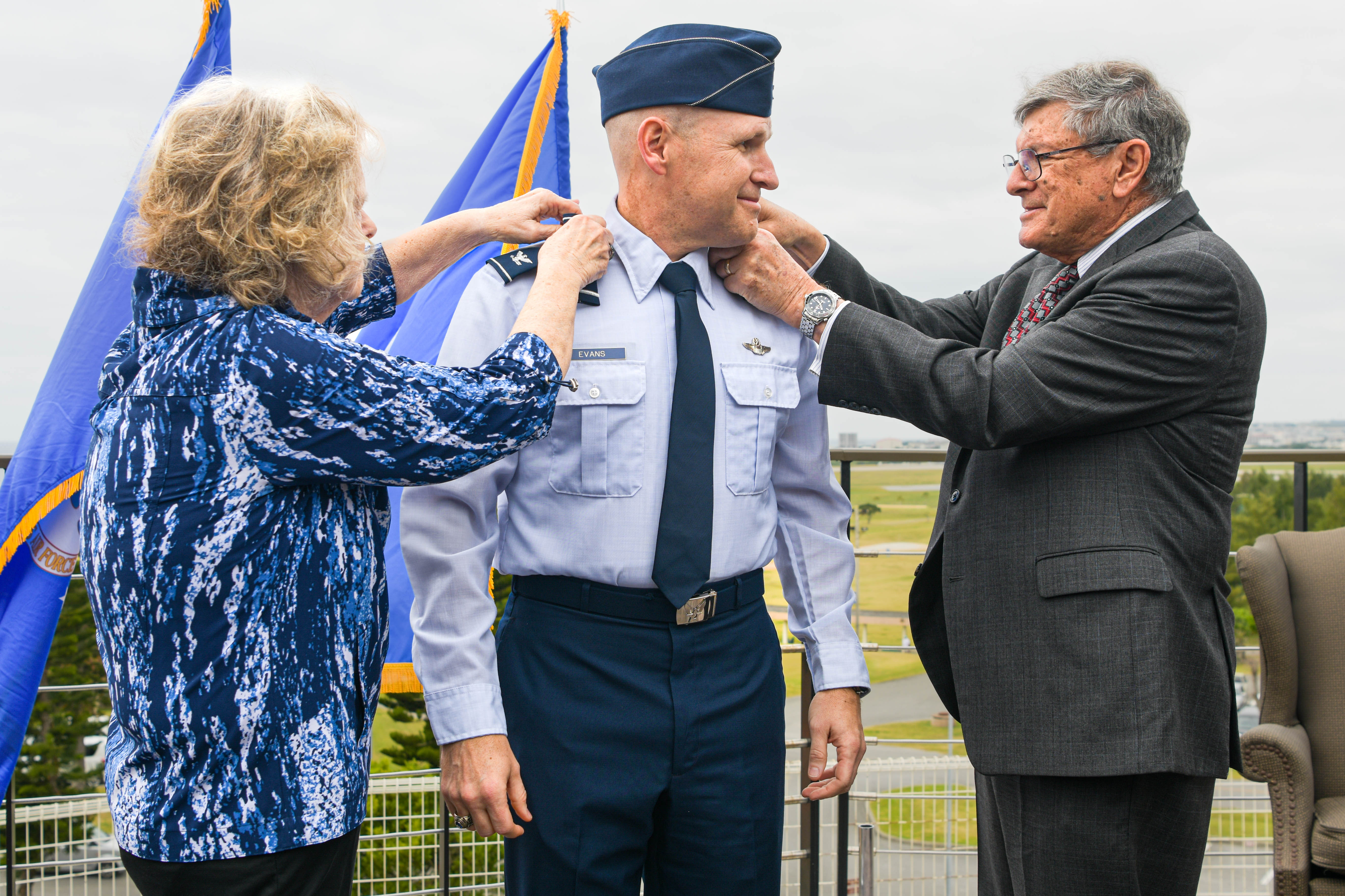 Brigadier General Evans' promotion ceremony > Kadena Air Base > News