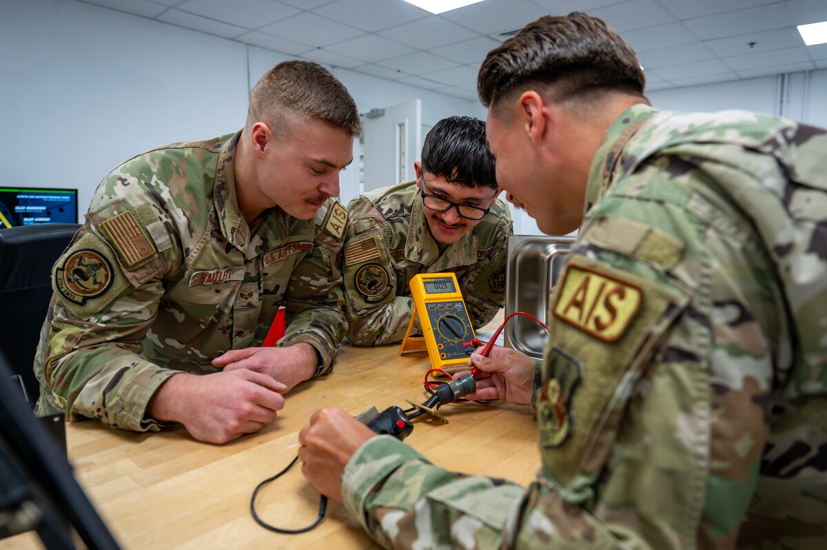 AFREP optimizes resources, ensures aircraft generation as sole AFCENT ...