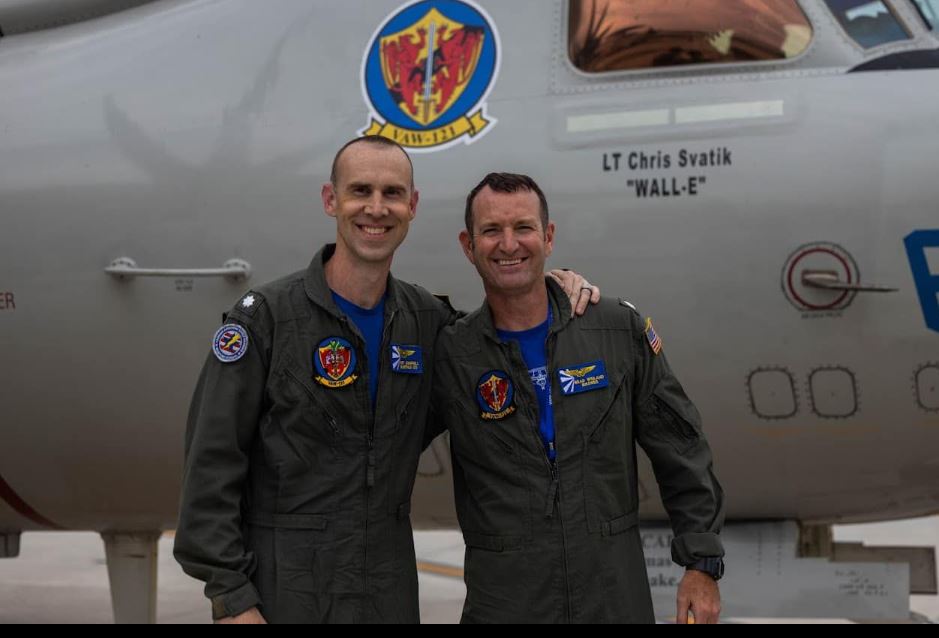 VAW-121 holds Change of Command Ceremony > Commander, Naval Air Force ...