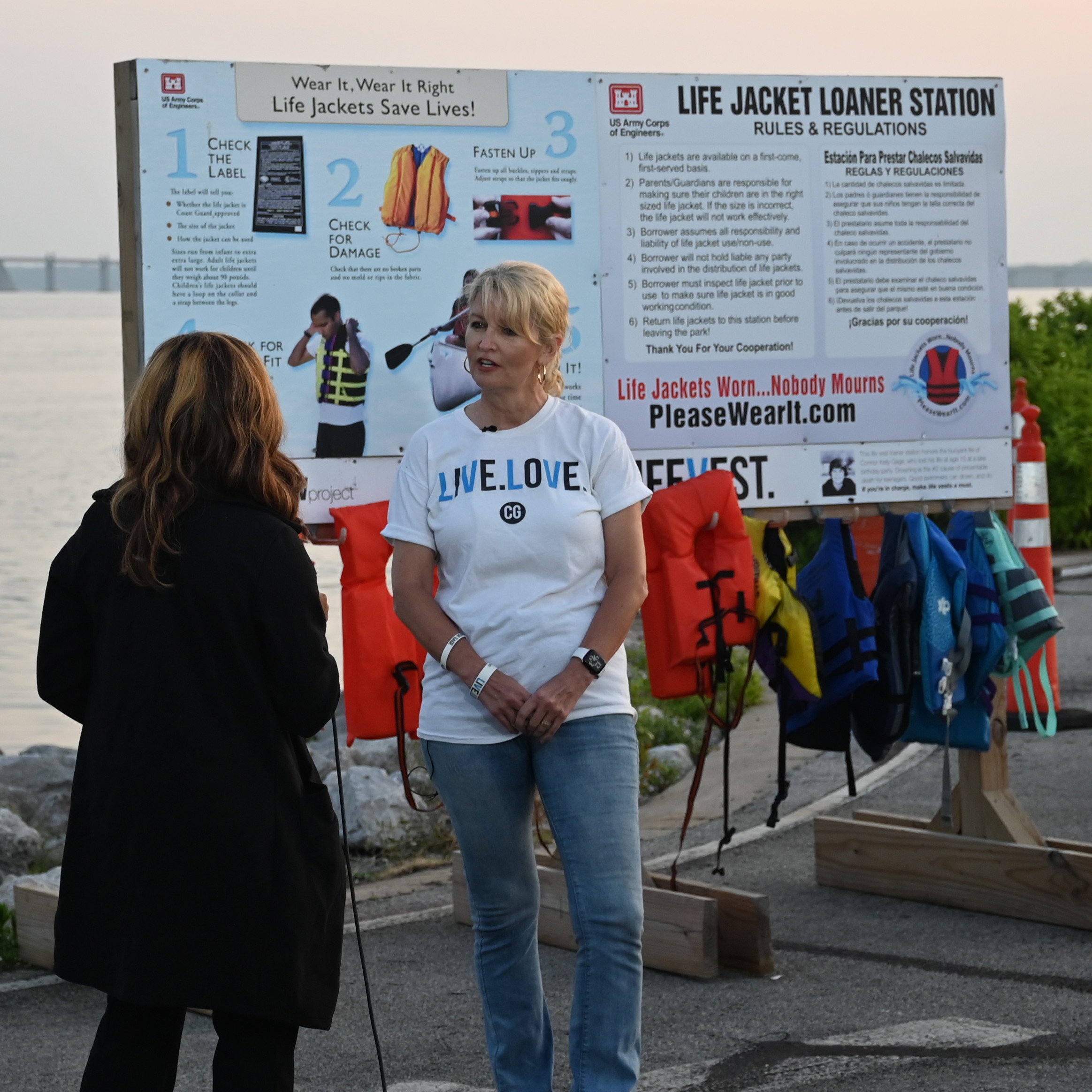 Life Jackets Worn, Nobody Mourns > Fort Worth District > News Stories