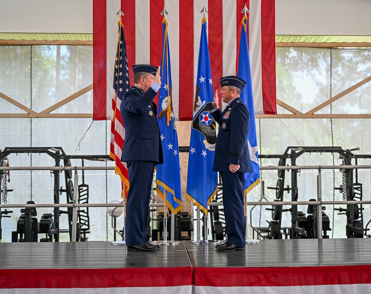 Conley promoted to lieutenant general ahead of AFSOC change of command ...