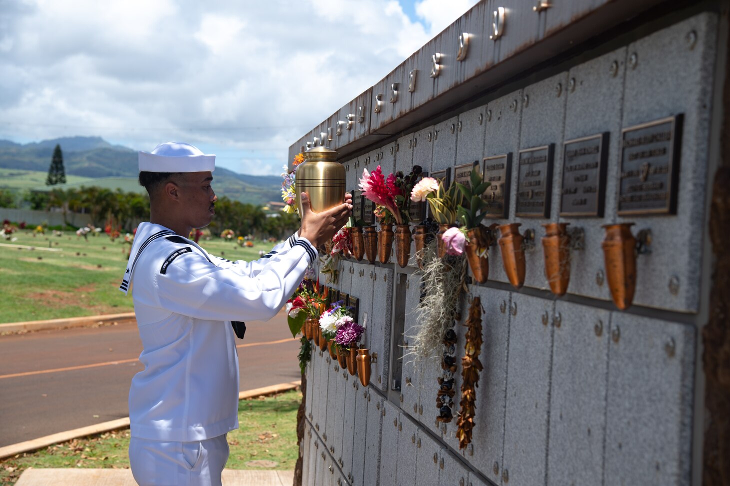 Honoring the Fallen > Commander, Navy Region Hawaii > News Detail