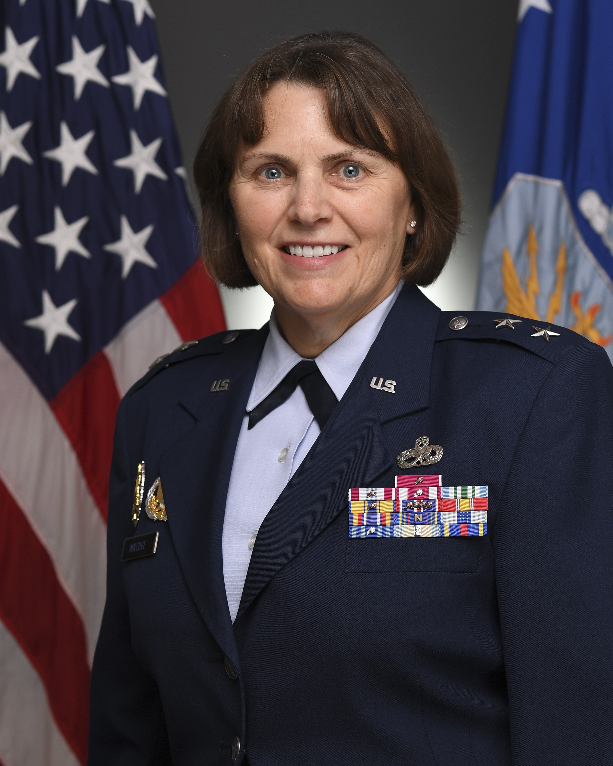 ELIZABETH E. ARLEDGE > Air Force > Biography Display