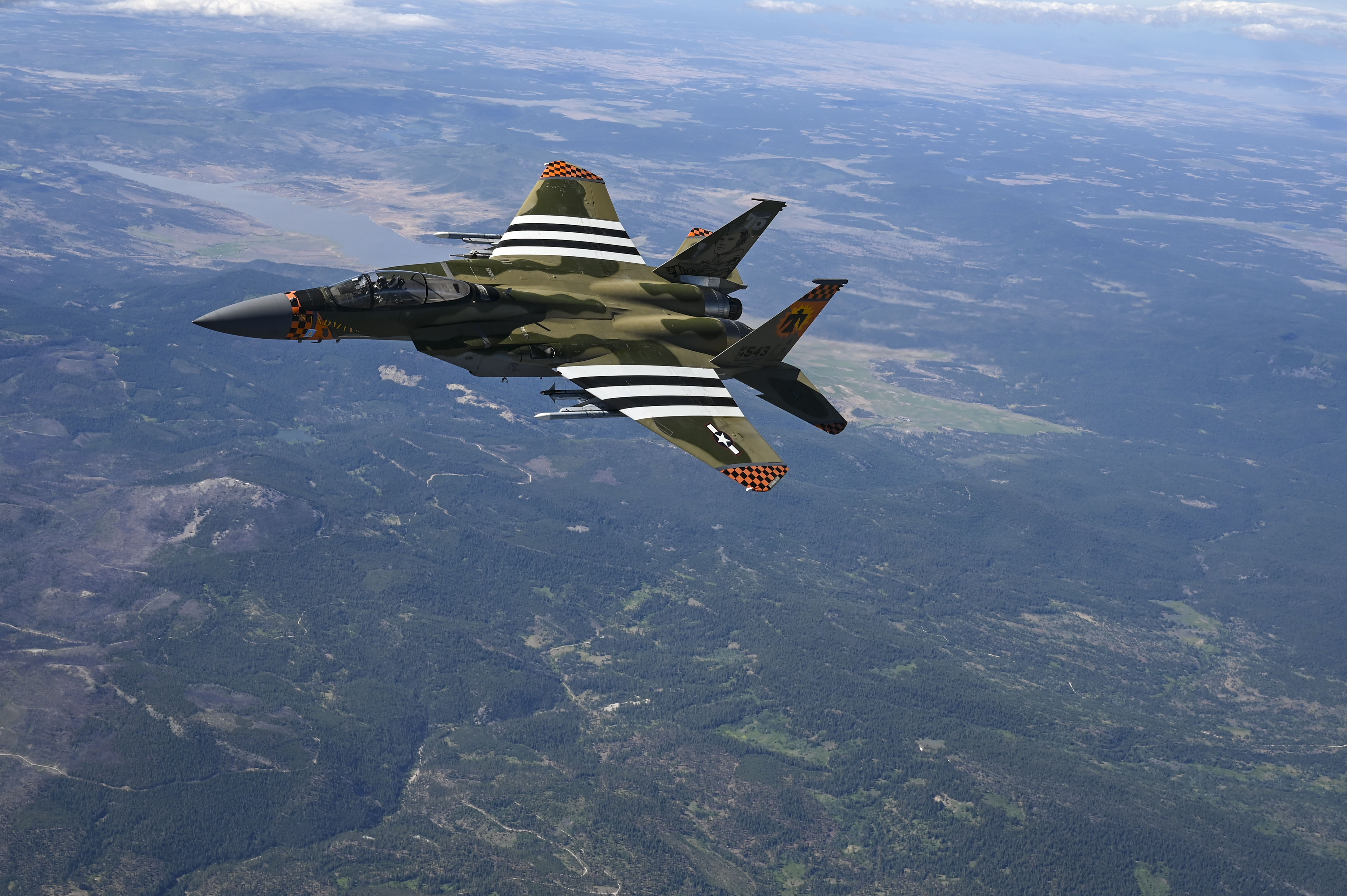 PHOTOS: Team Fairchild Honors Col. Dycus and CMSgt. Arcuri's Final ...