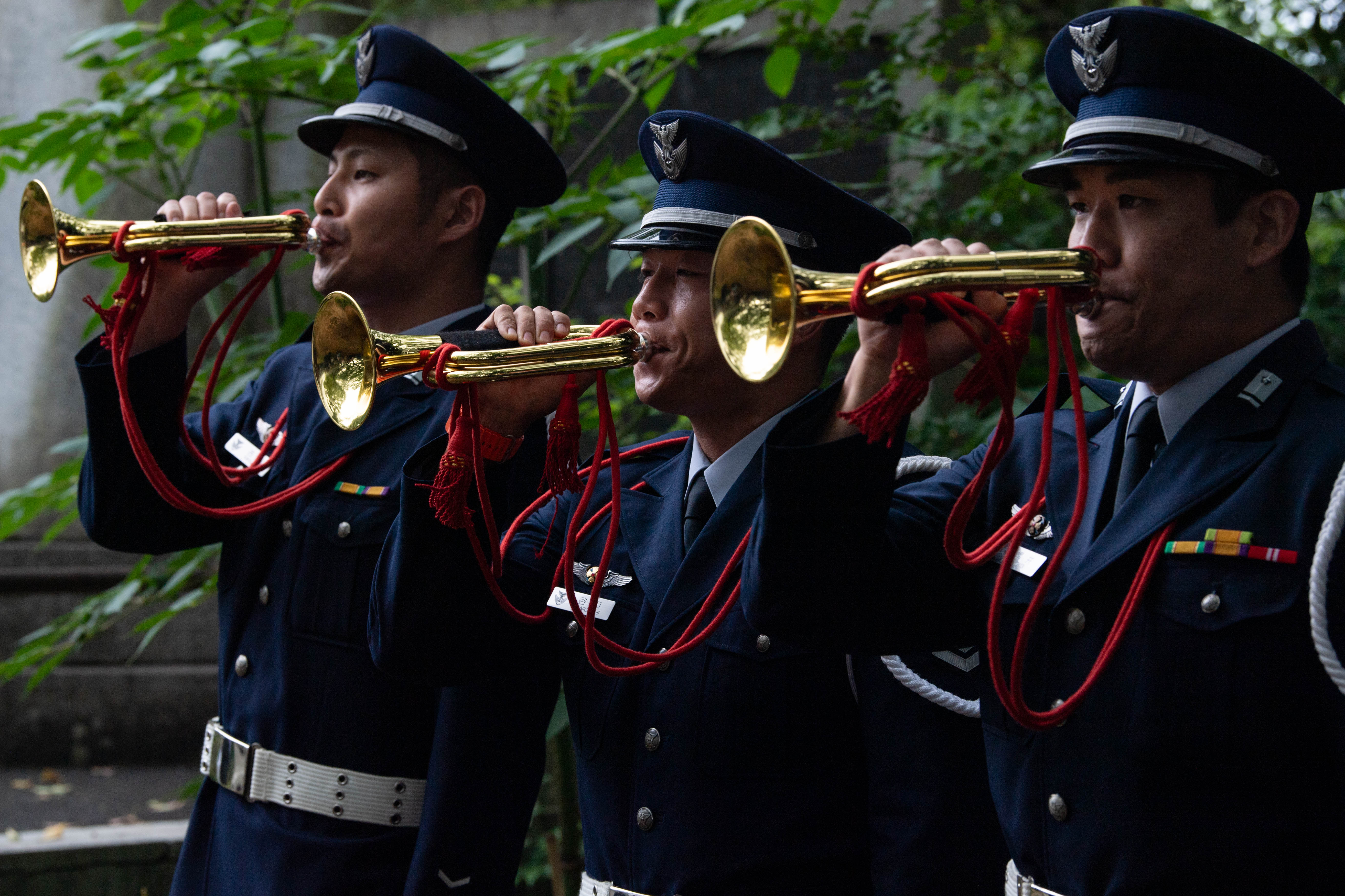 Paying Respects: 374 AW, 515 AMOW, JASDF honor the fallen in B-29 ...
