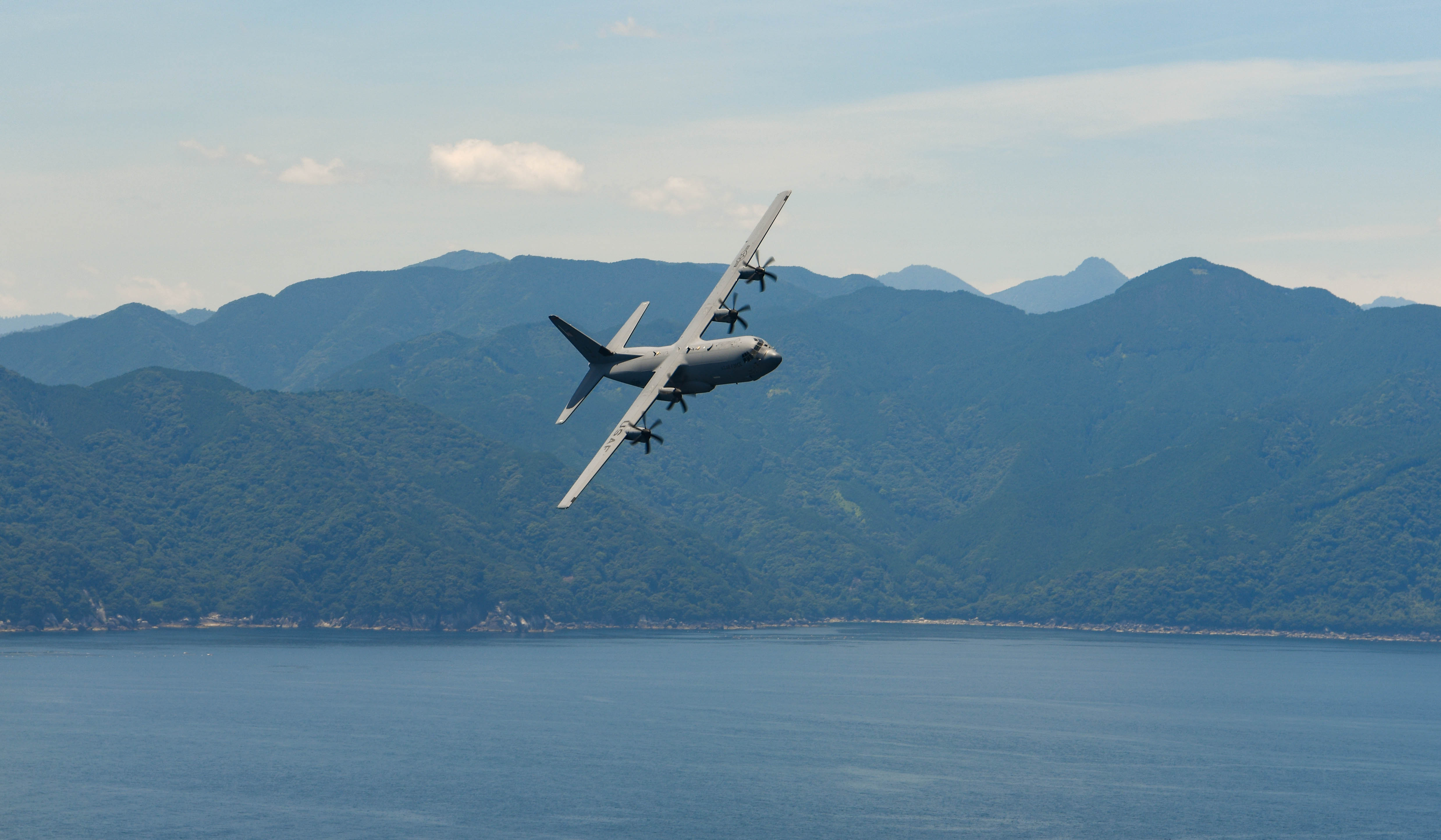 374th AW commander's farewell fini flight > Yokota Air Base > Article ...