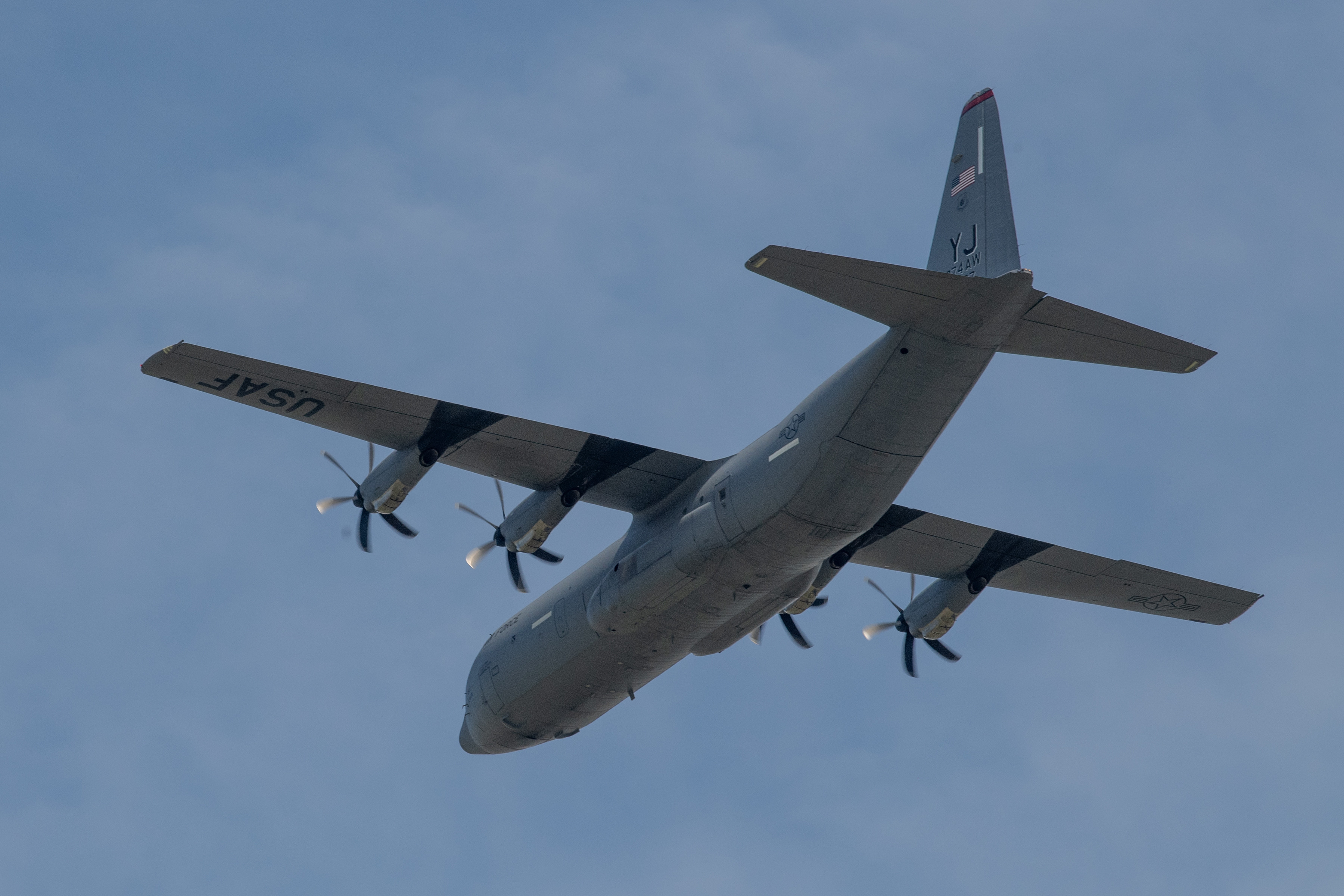 374th AW commander's farewell fini flight > Yokota Air Base > Article ...