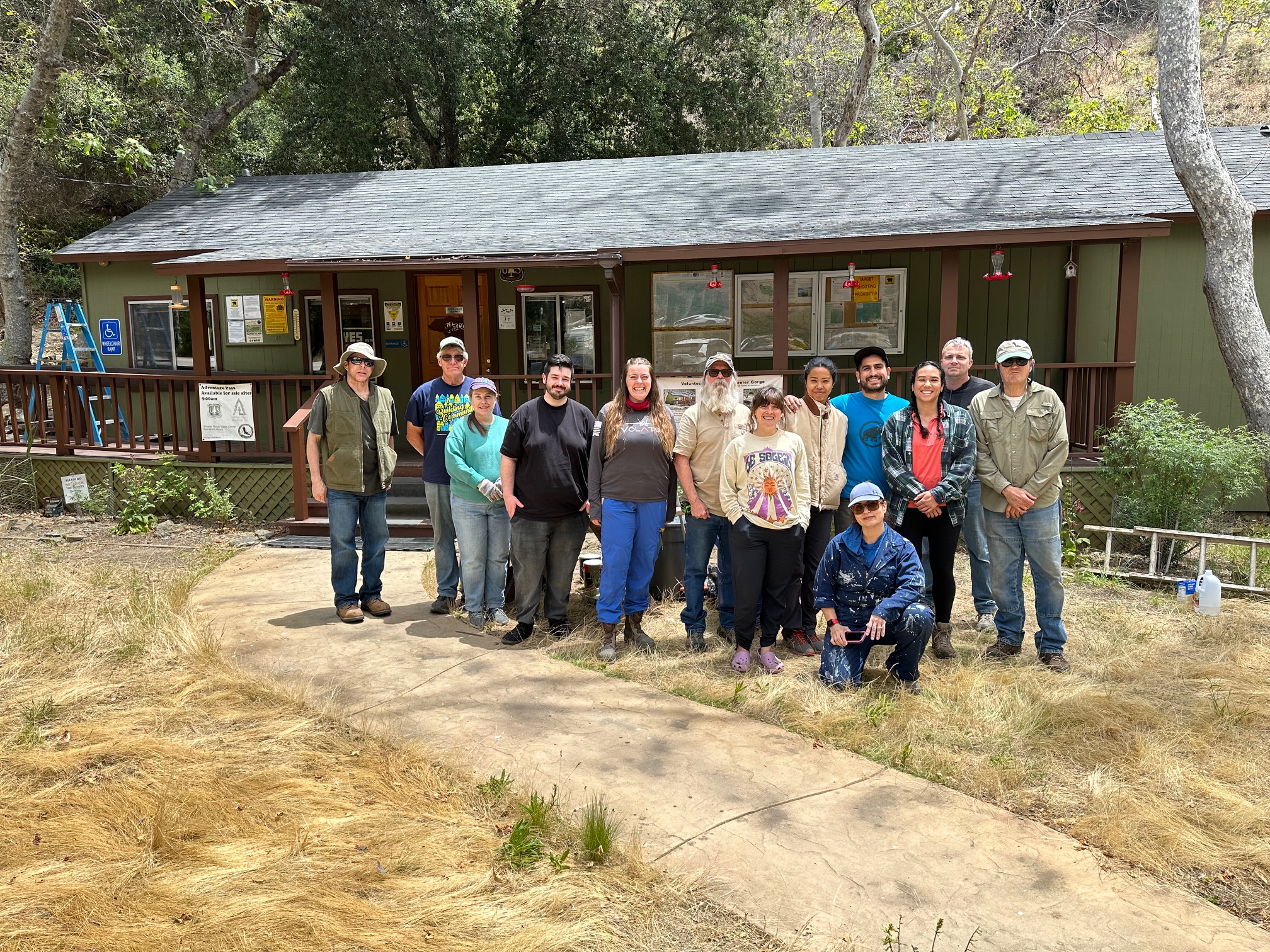 NAVFAC EXWC volunteers help spruce up national park visitor center ...
