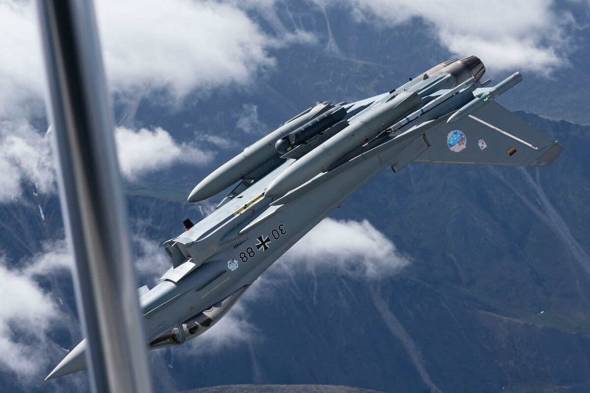 U.S., allied forces soar for Arctic Defender > Joint Base Elmendorf ...