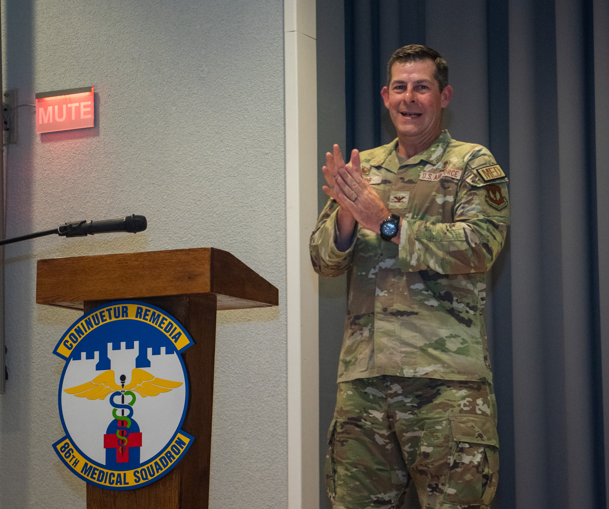 86th MDS welcomes new commander > Ramstein Air Base > Article Display