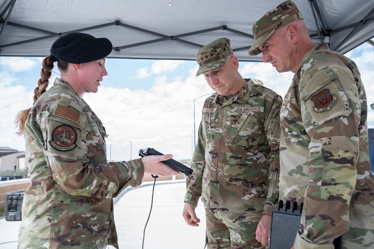 CSAF and CMSAF visit Laughlin AFB > Laughlin Air Force Base > Display