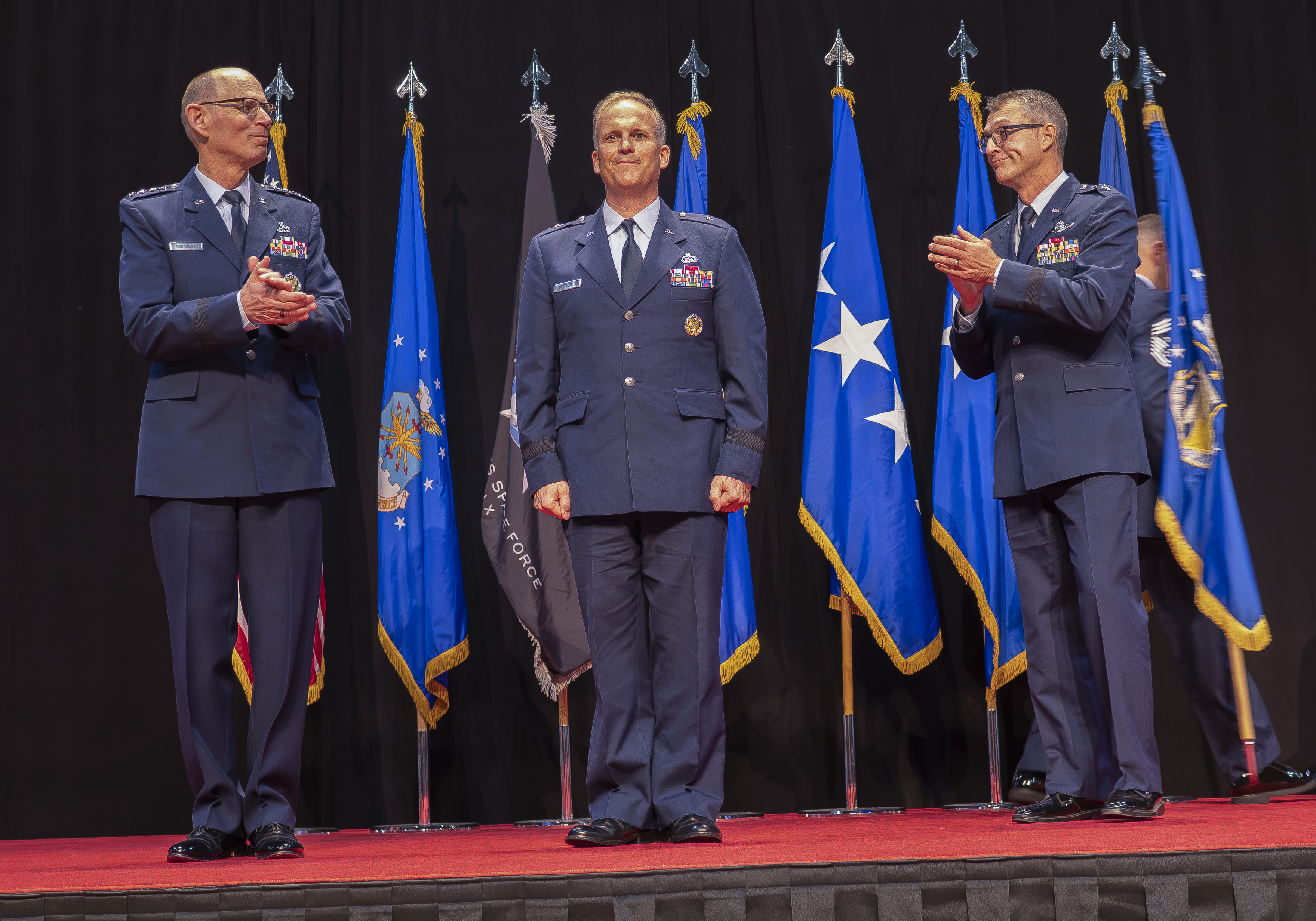 Air Force Research Laboratory welcomes new commander > One AFRL – One Fight > Article Display