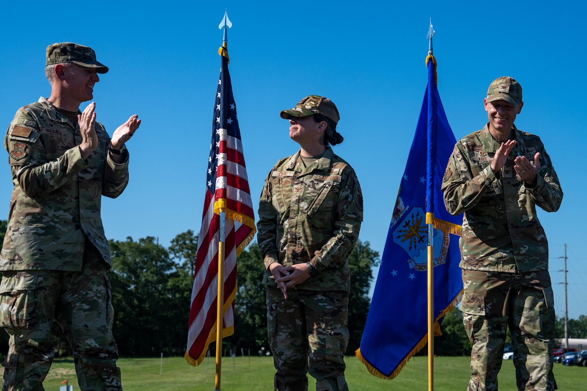 5th Combat Communications Group Change of Command Ceremony > Robins Air Force Base > Article Display