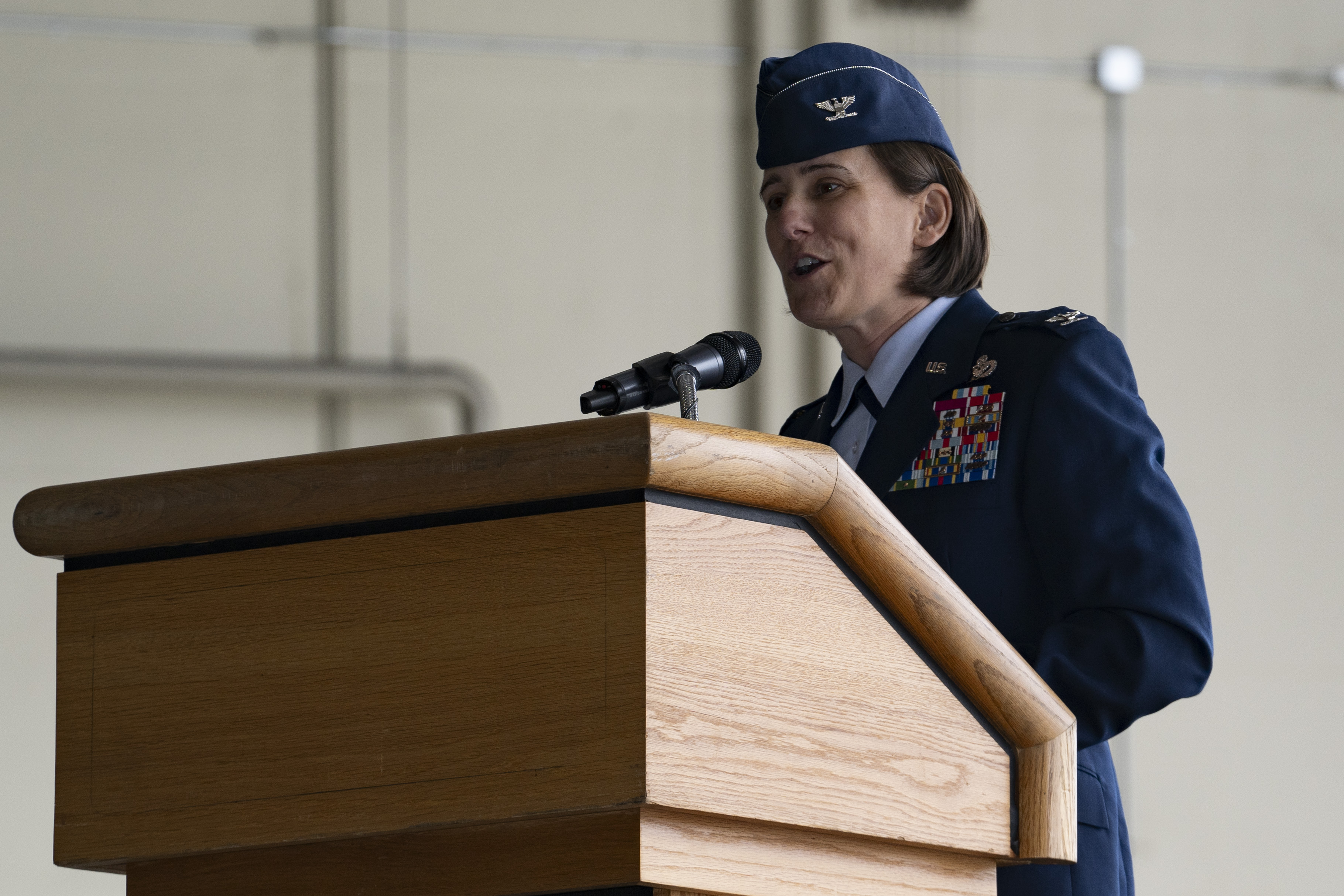 JBER welcomes new installation commander, Col. Lisa Mabbutt > 505th ...