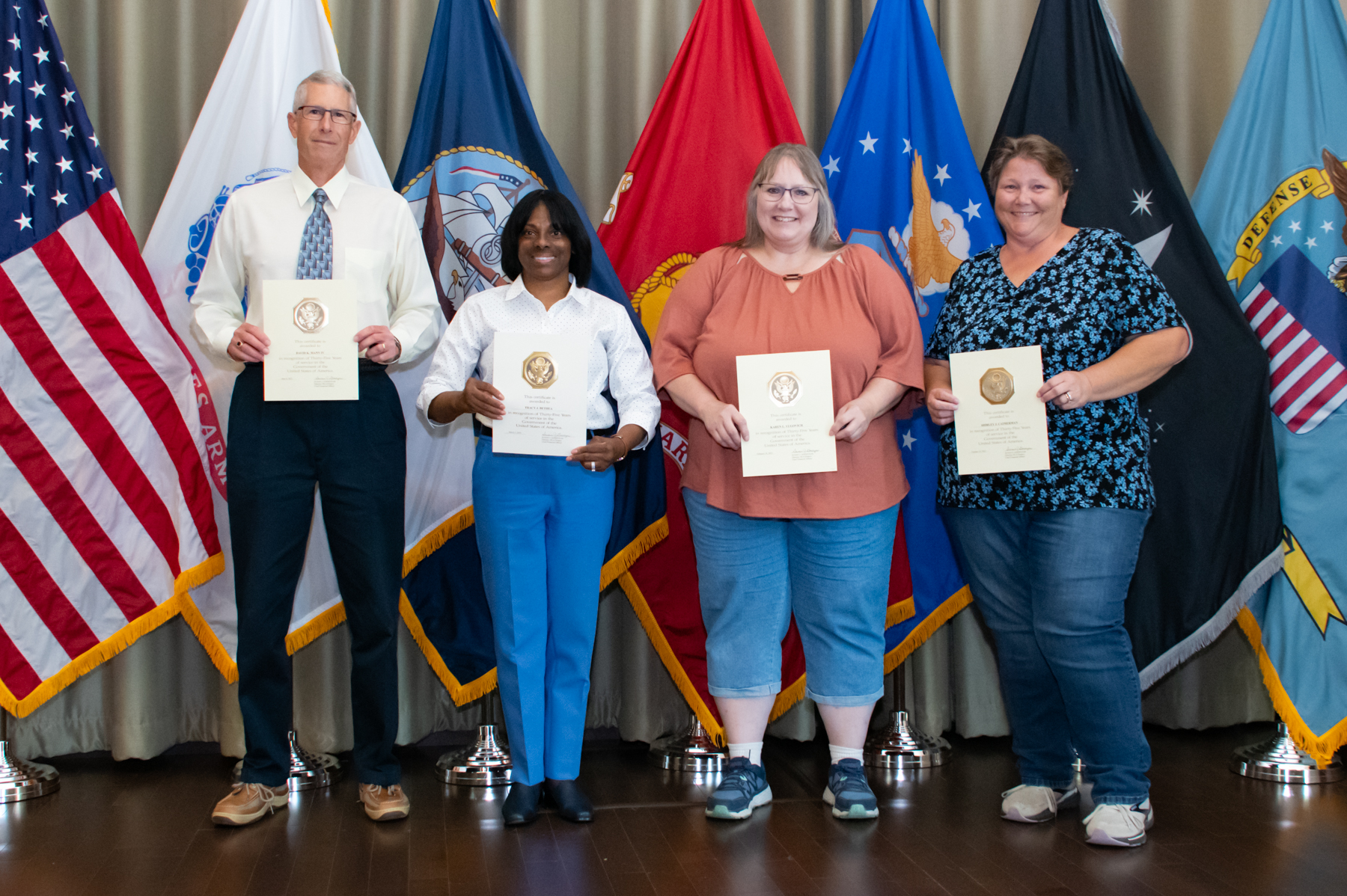 DLA Distribution finance employees recognized for service milestone ...