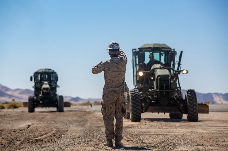 Reserve Marines keep birds flying in the Mojave heat during ITX 4-24 ...