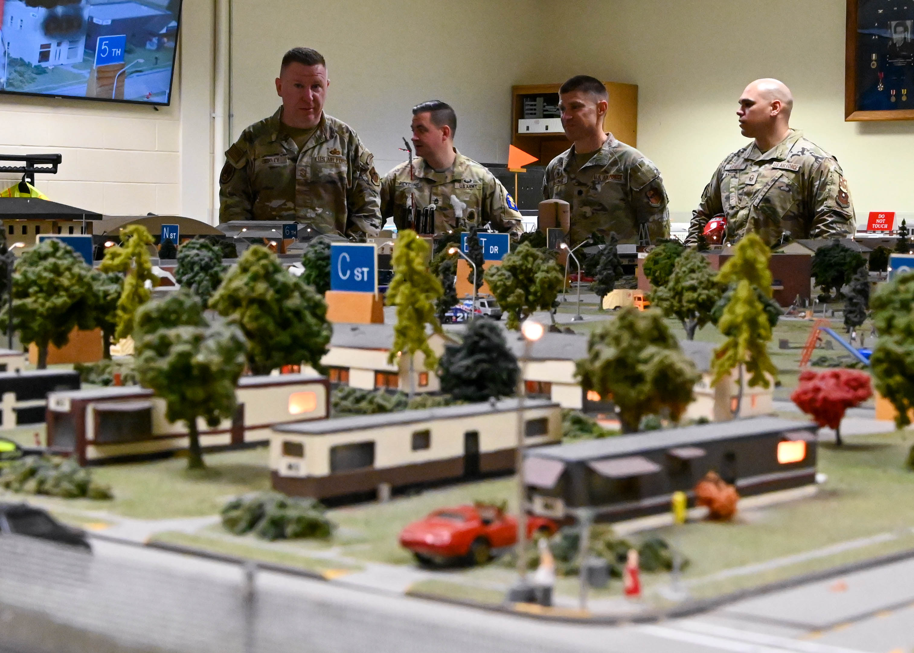 AETC command chief tours training hub for next generation joint ...