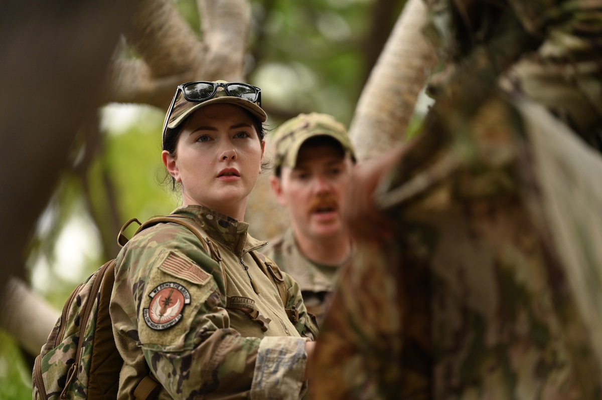 First Week of USAF's only Jungle Training Course > Andersen Air Force ...