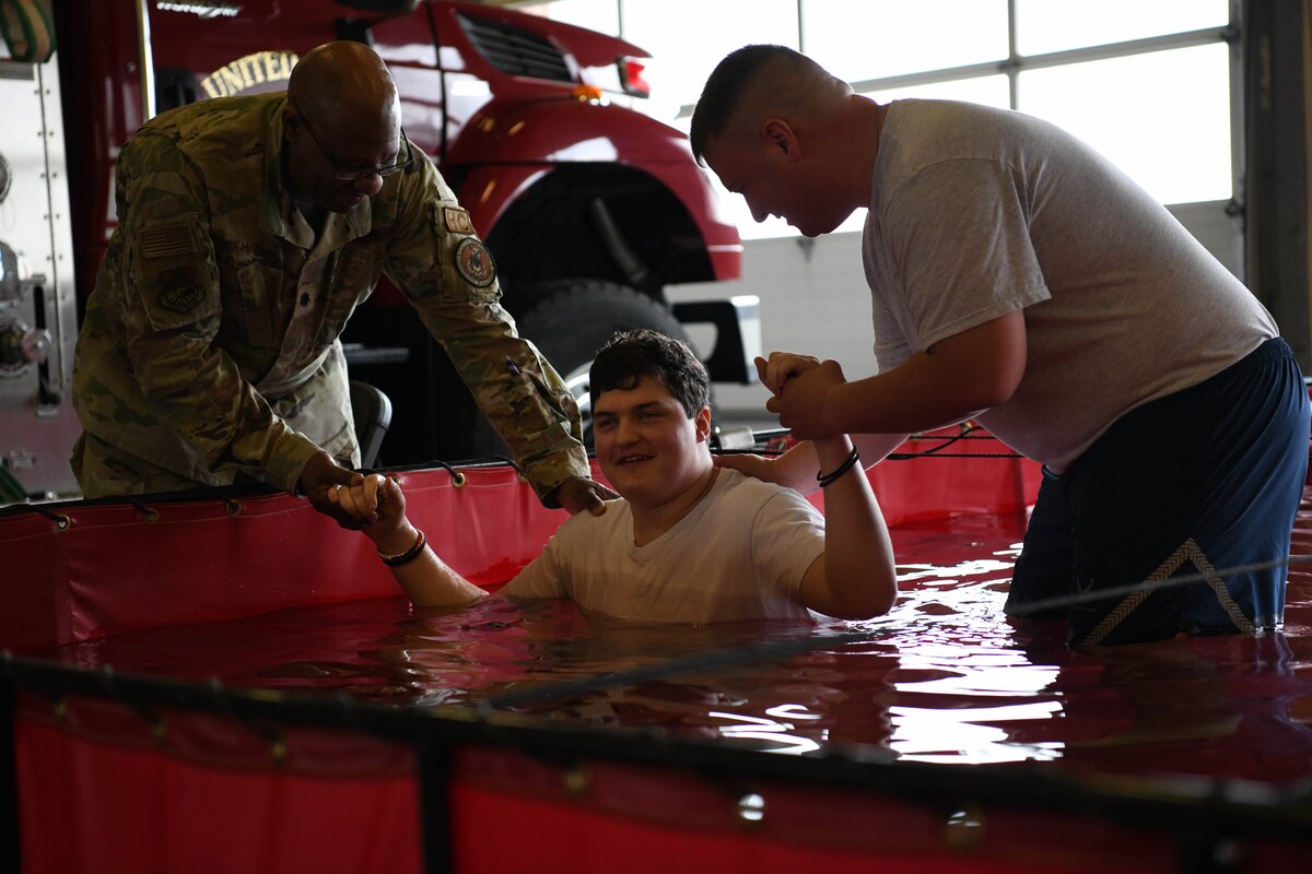 178th Wing Chaplains Hold First Baptism > 178th Wing > News