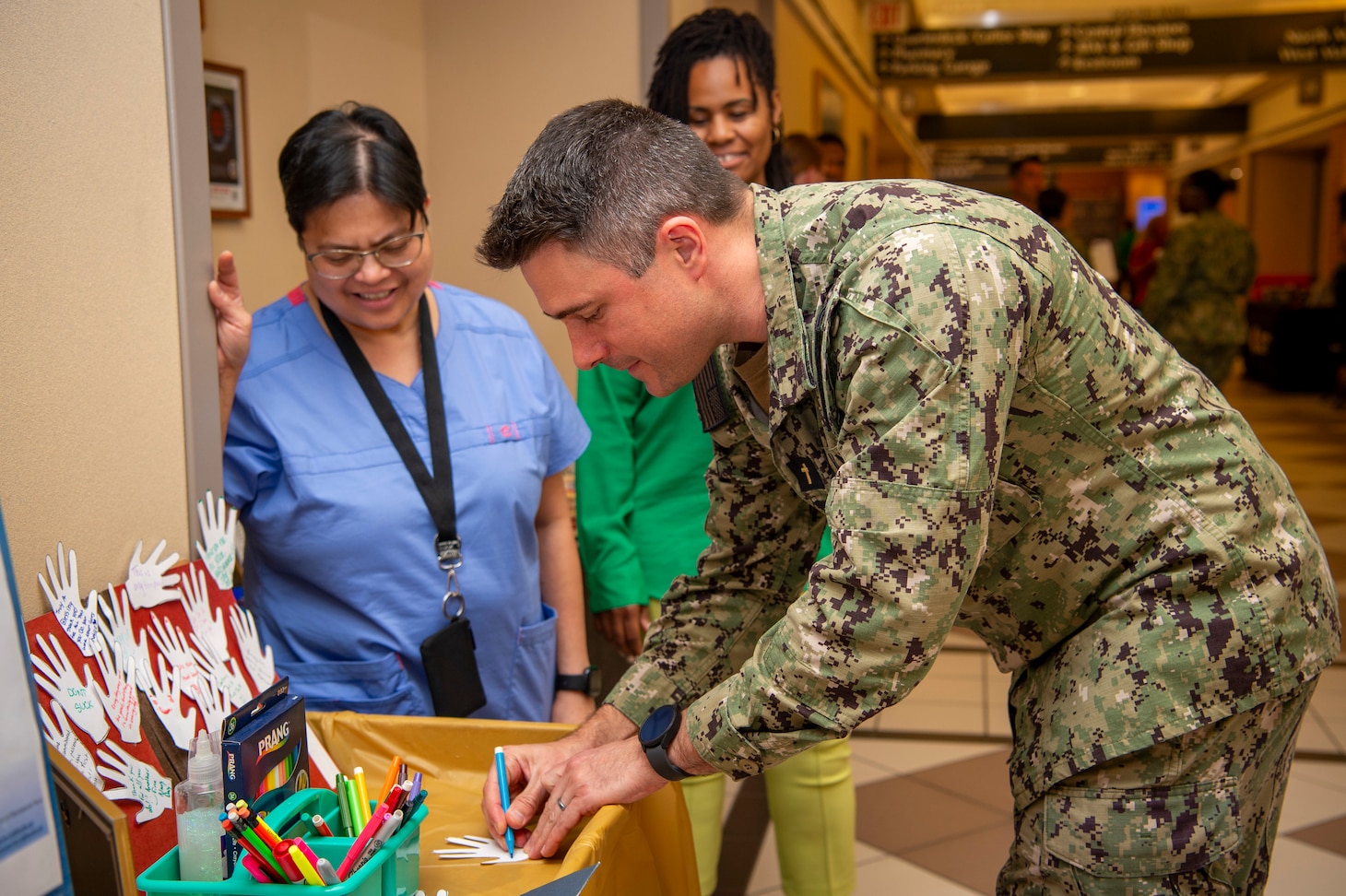NMCP RESILIENCE TEAM HOSTS WELLNESS FAIR > Navy Medicine > News