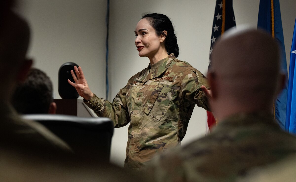 Photo Story: Maj. Gen. Trevino visits 27th SOCONS > Cannon Air Force ...