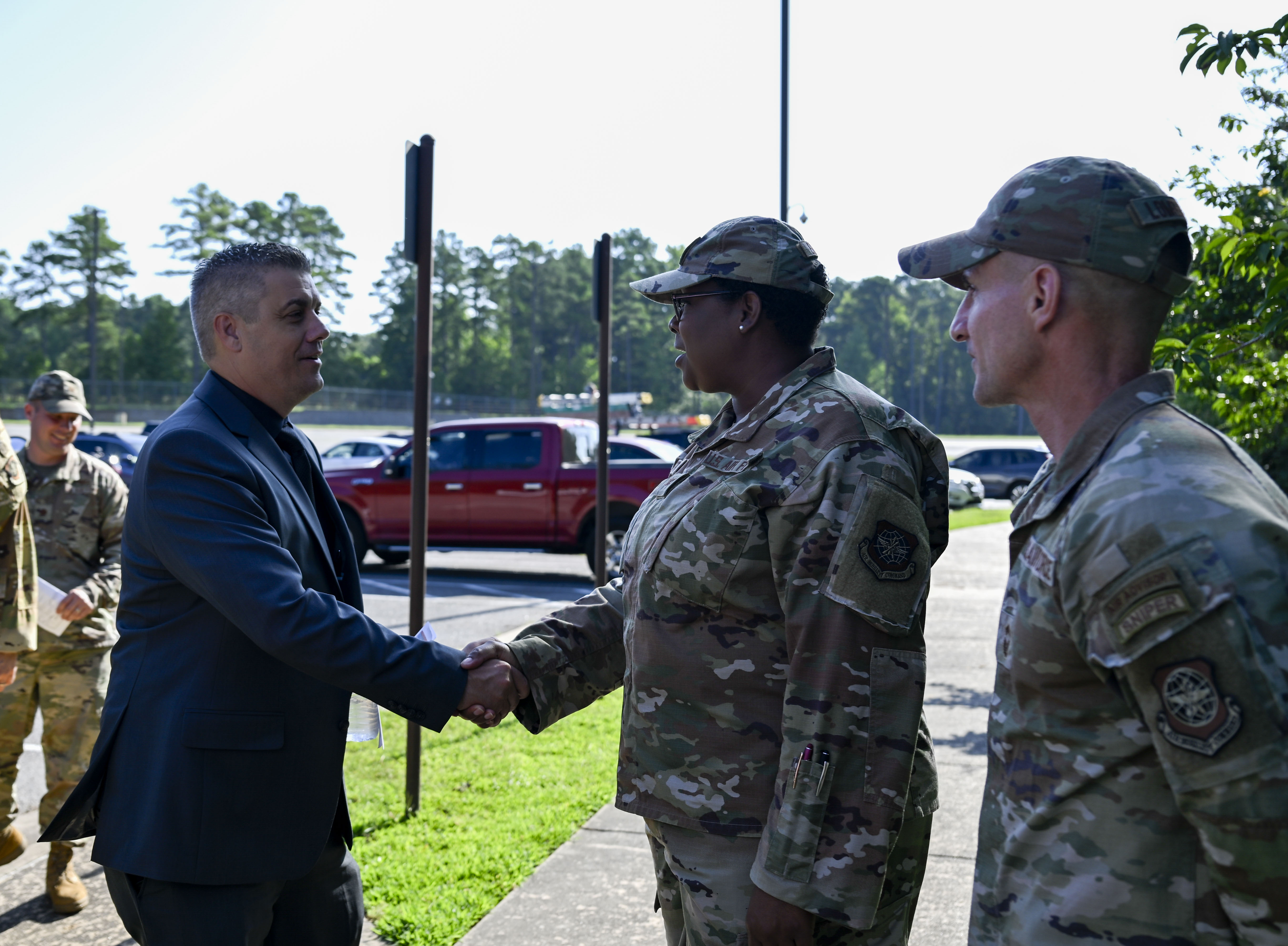 Local leaders tour Little Rock AFB > Little Rock Air Force Base ...