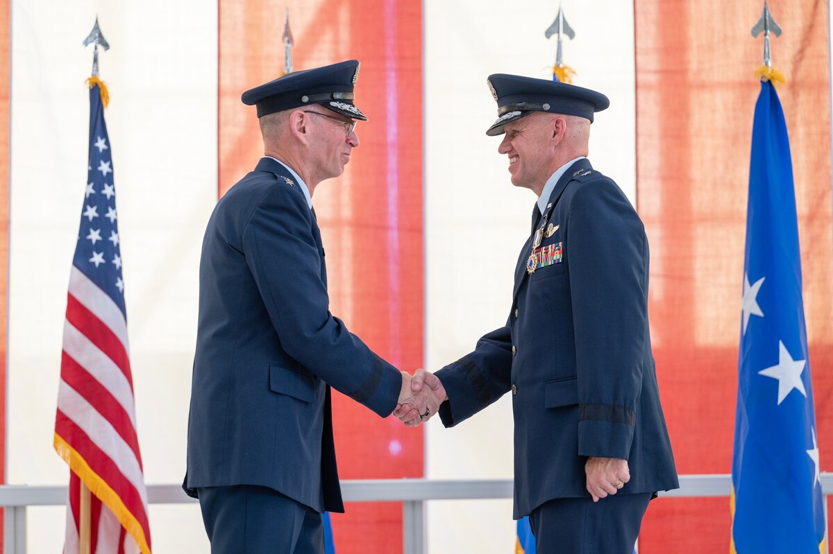 Cain takes command of AFTC > Eglin Air Force Base > Article Display