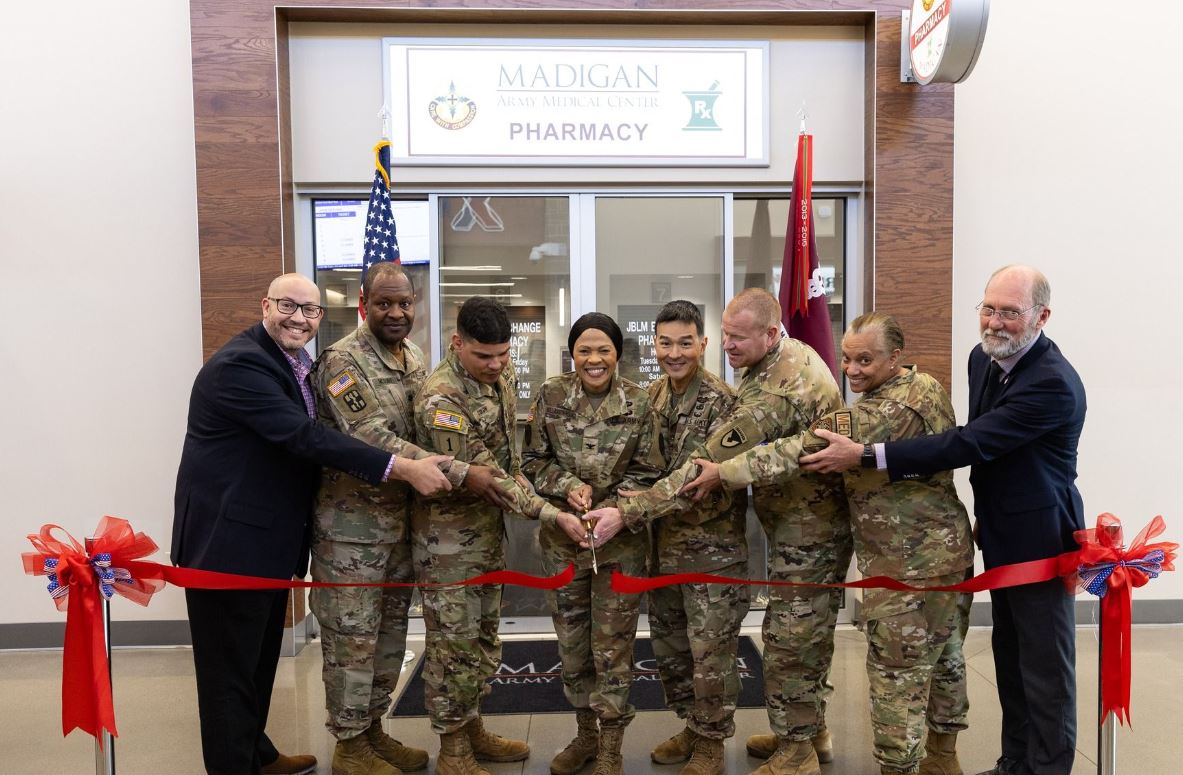 Madigan Grand Re-opening of the Lewis Main Exchange Refill-Pharmacy ...