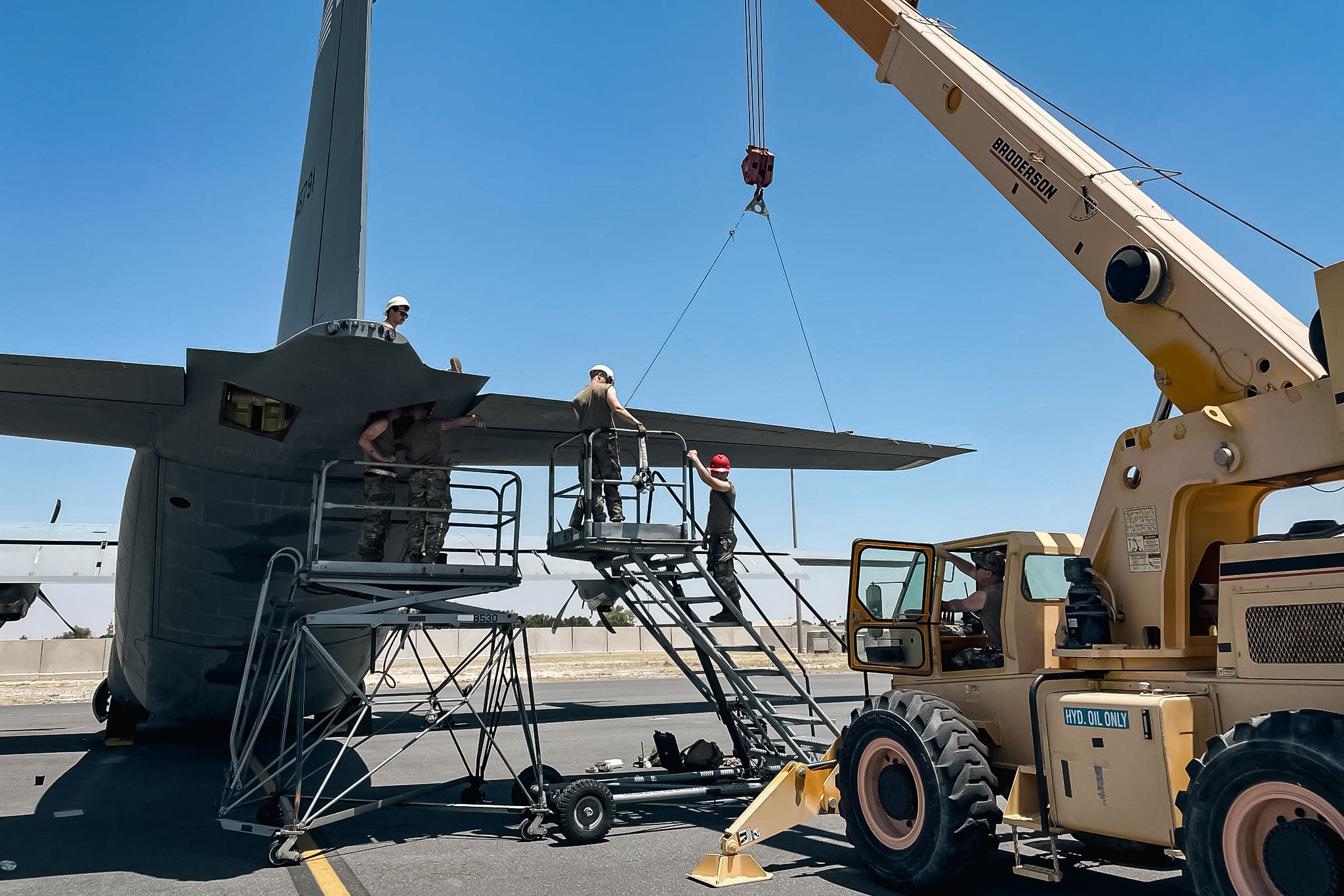 "Hangar Queen" Turned Hero > U.S. Air Forces Central > Display