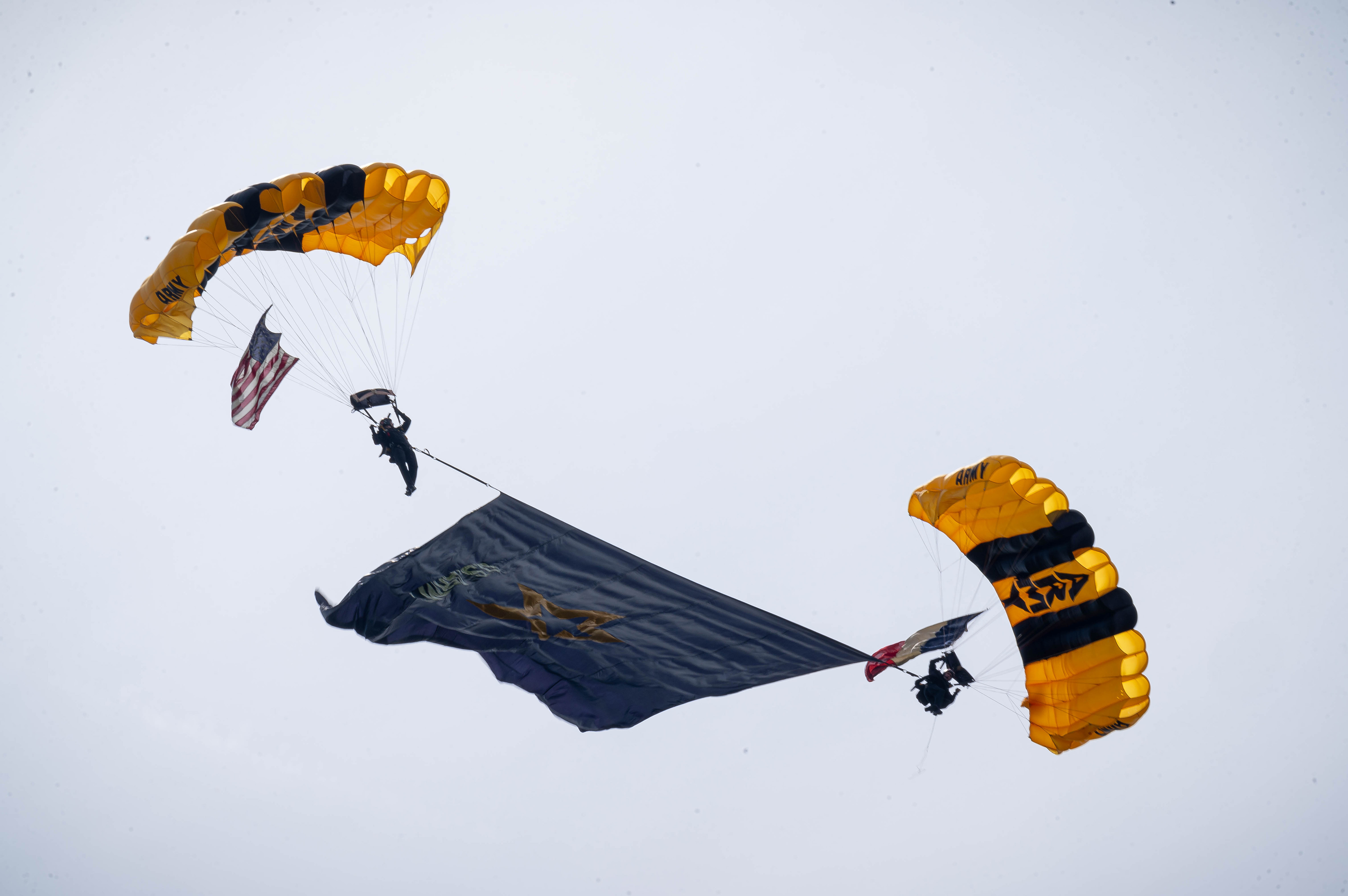Honoring Heroes | U.S. Department of War