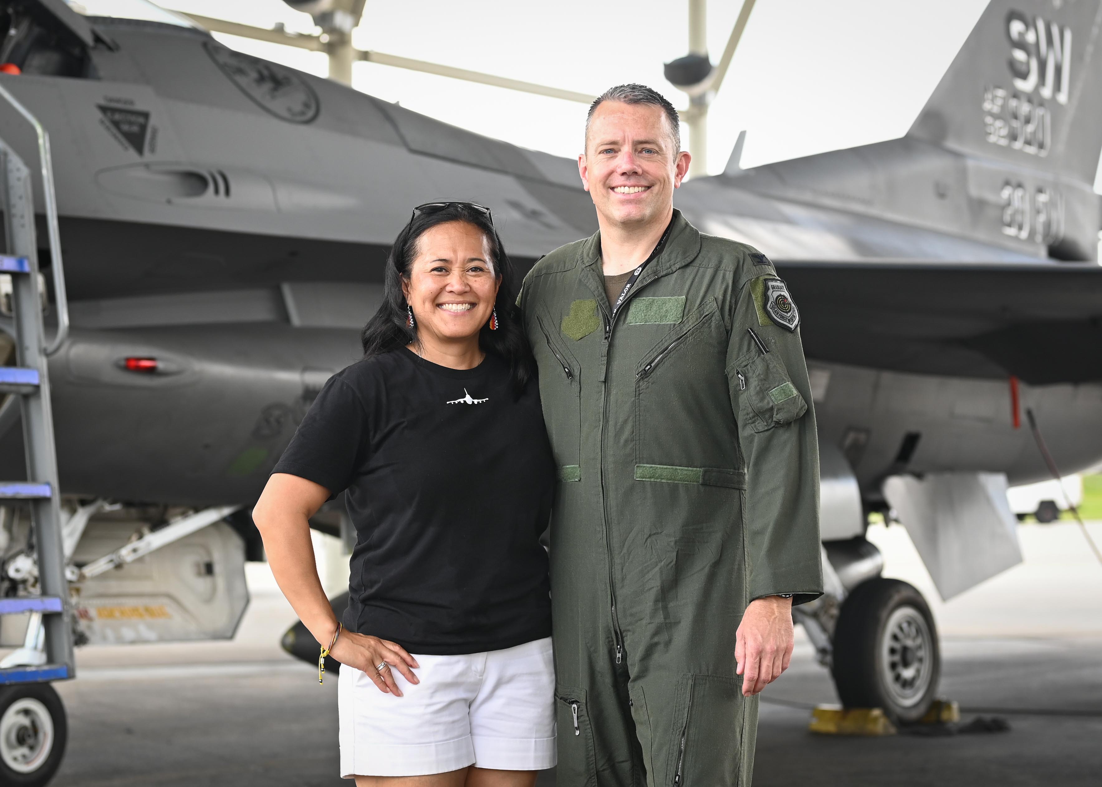 Col. Smith performs final flight as 20th FW commander