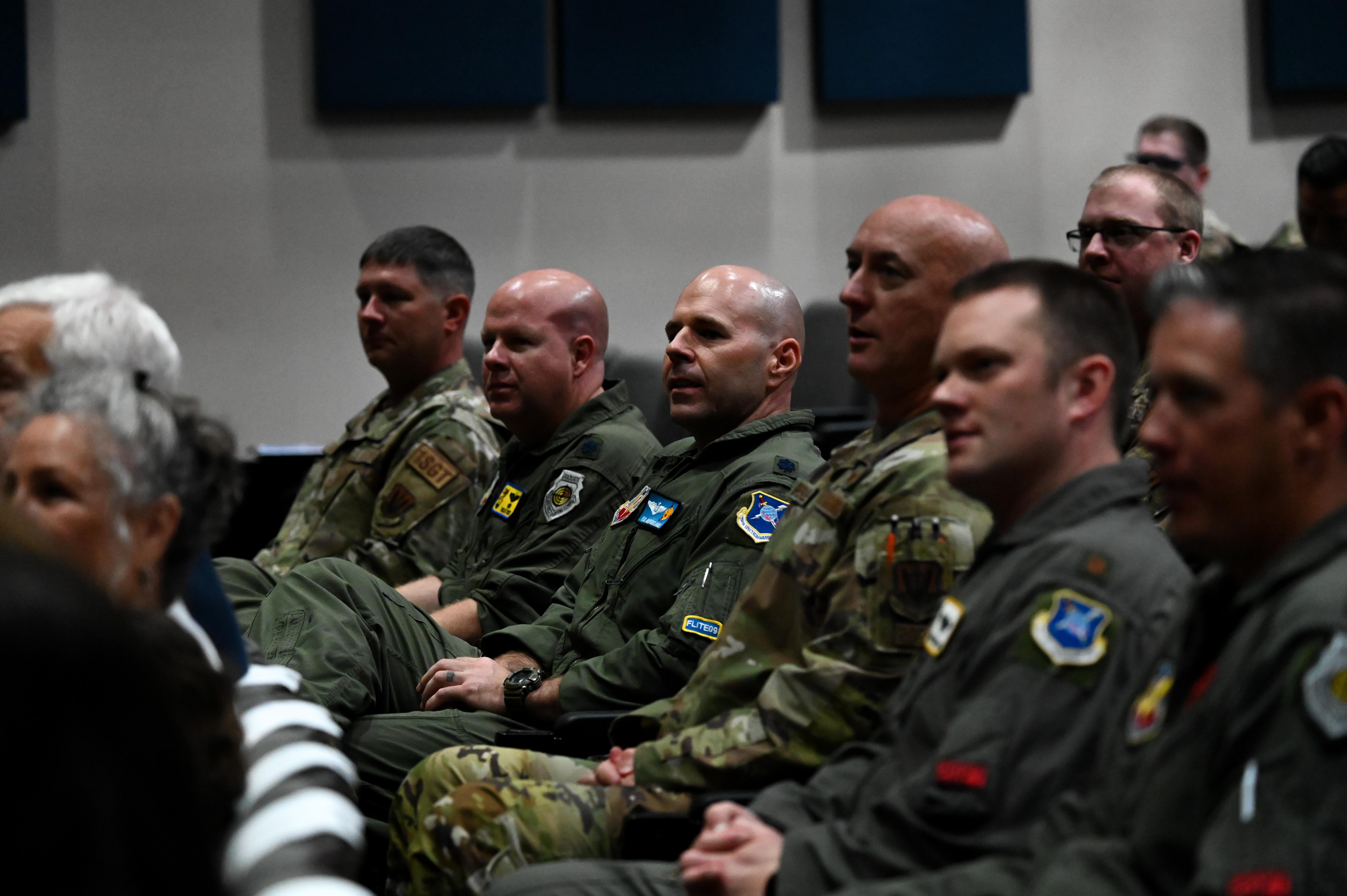 453d EWS change of command > 350th Spectrum Warfare Wing > News Display