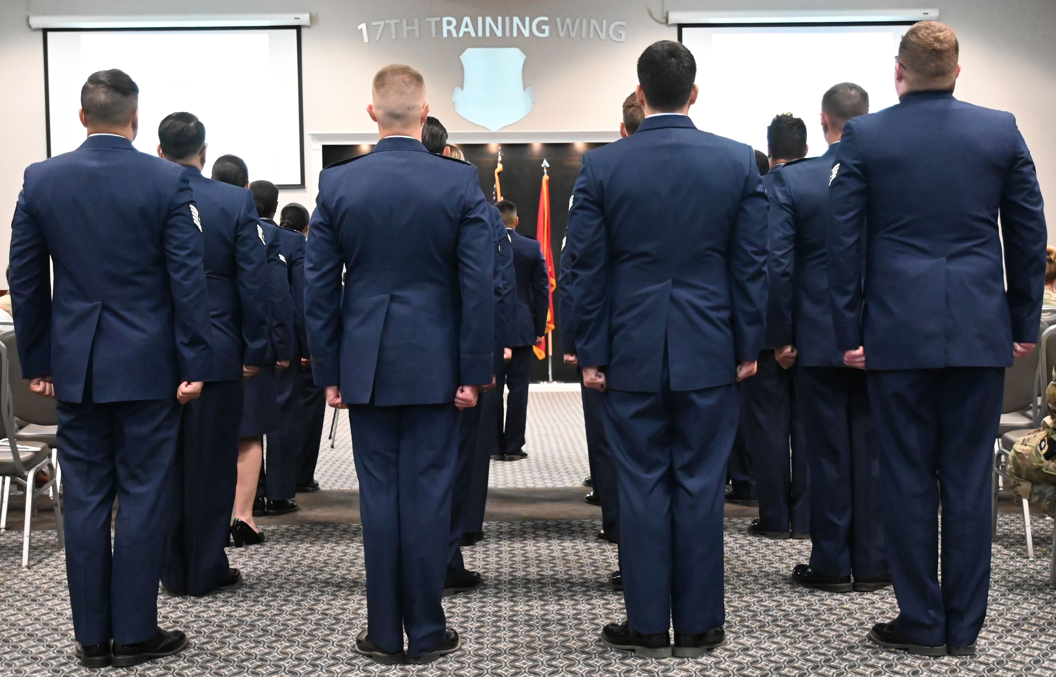 17th Comptroller Squadron welcomes new commander > Goodfellow Air Force ...