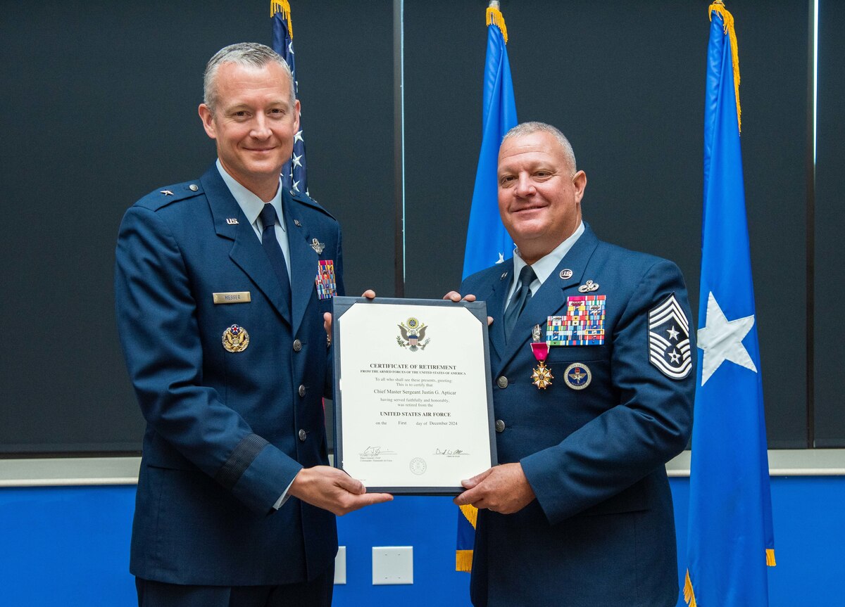 19th Air Force command chief retires after 30-year career > Air ...