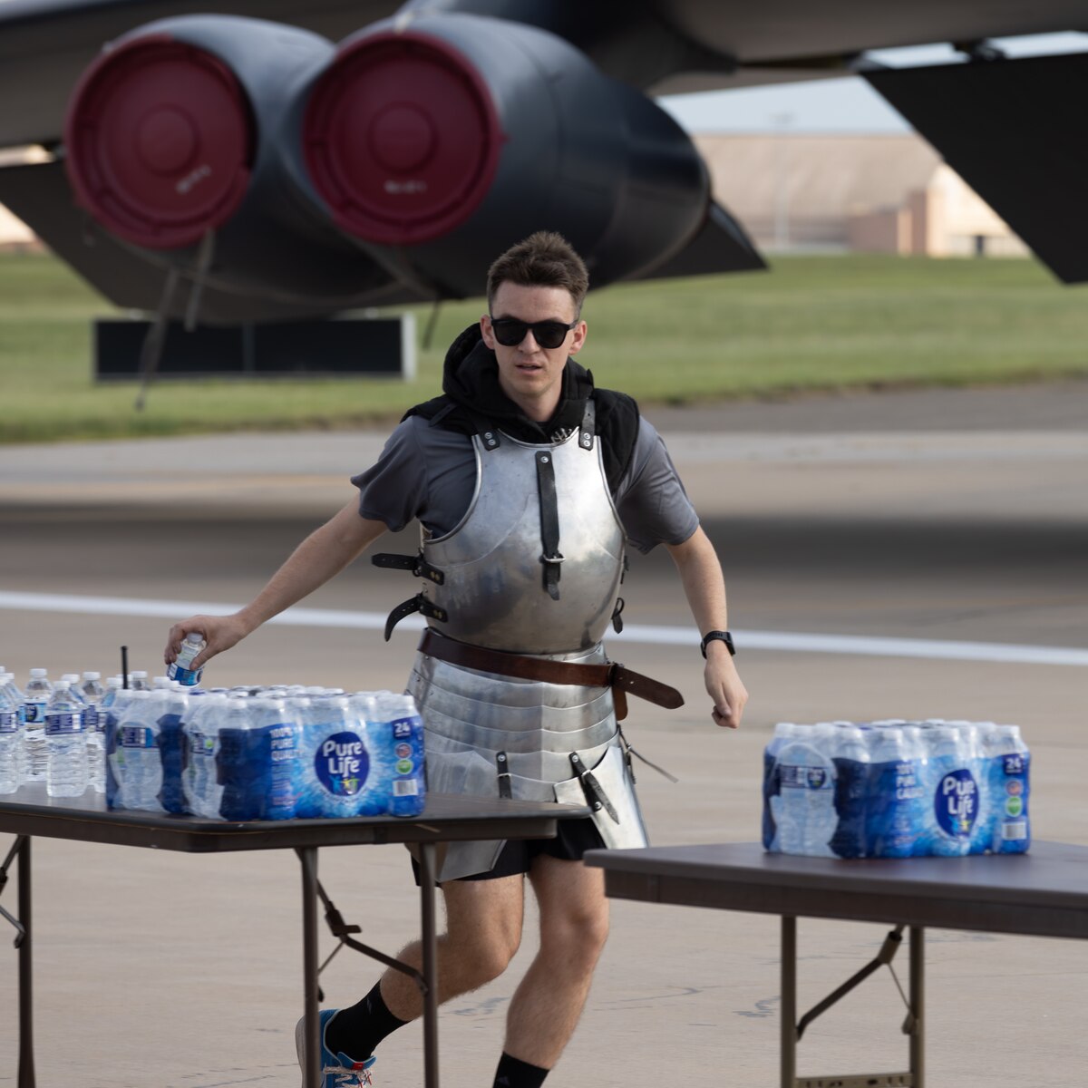 Hundreds turnout for annual Air Force Assistance Fund Runway 5K ...