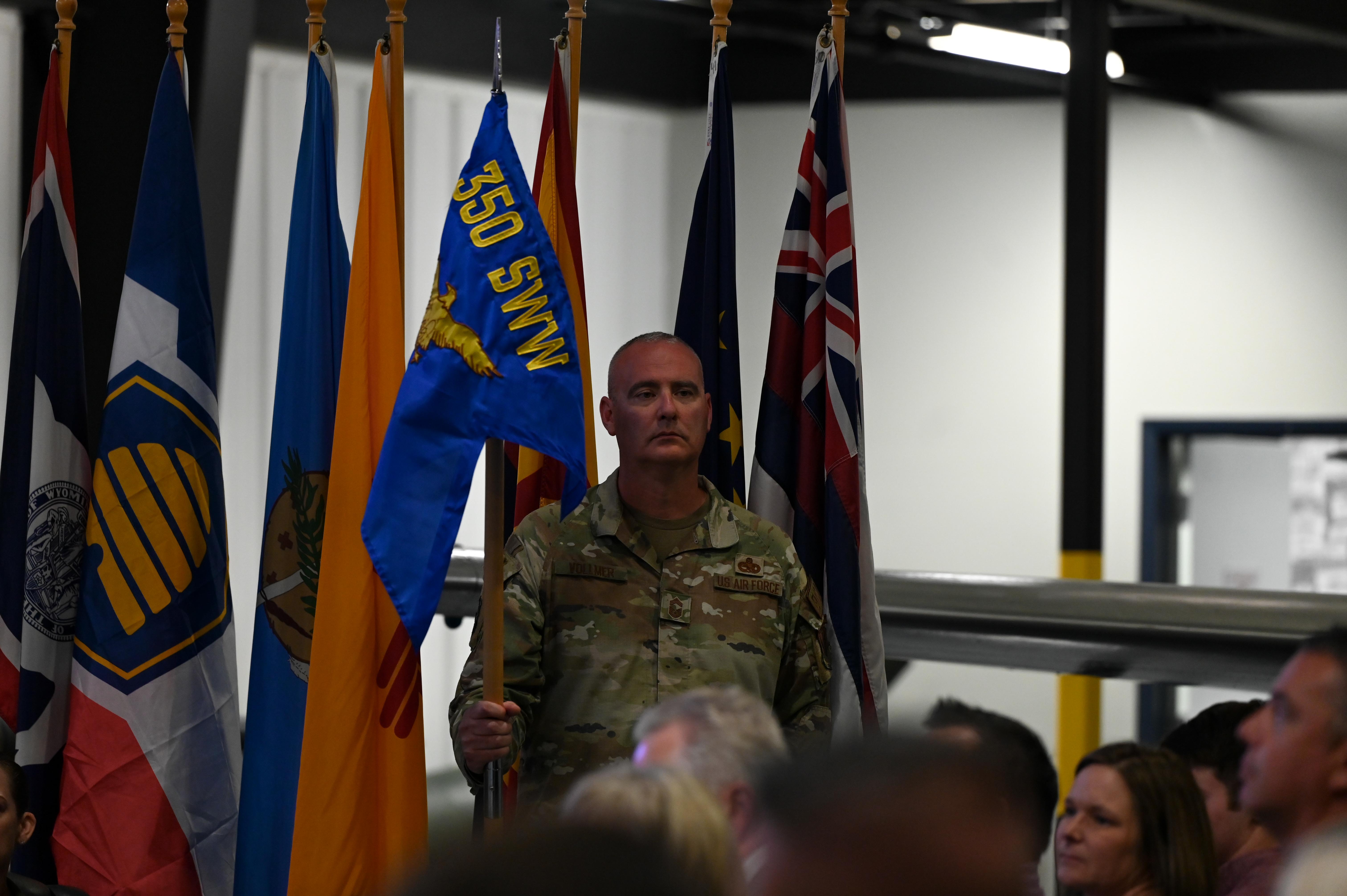 350th Spectrum Warfare Group change of command > 350th Spectrum Warfare ...