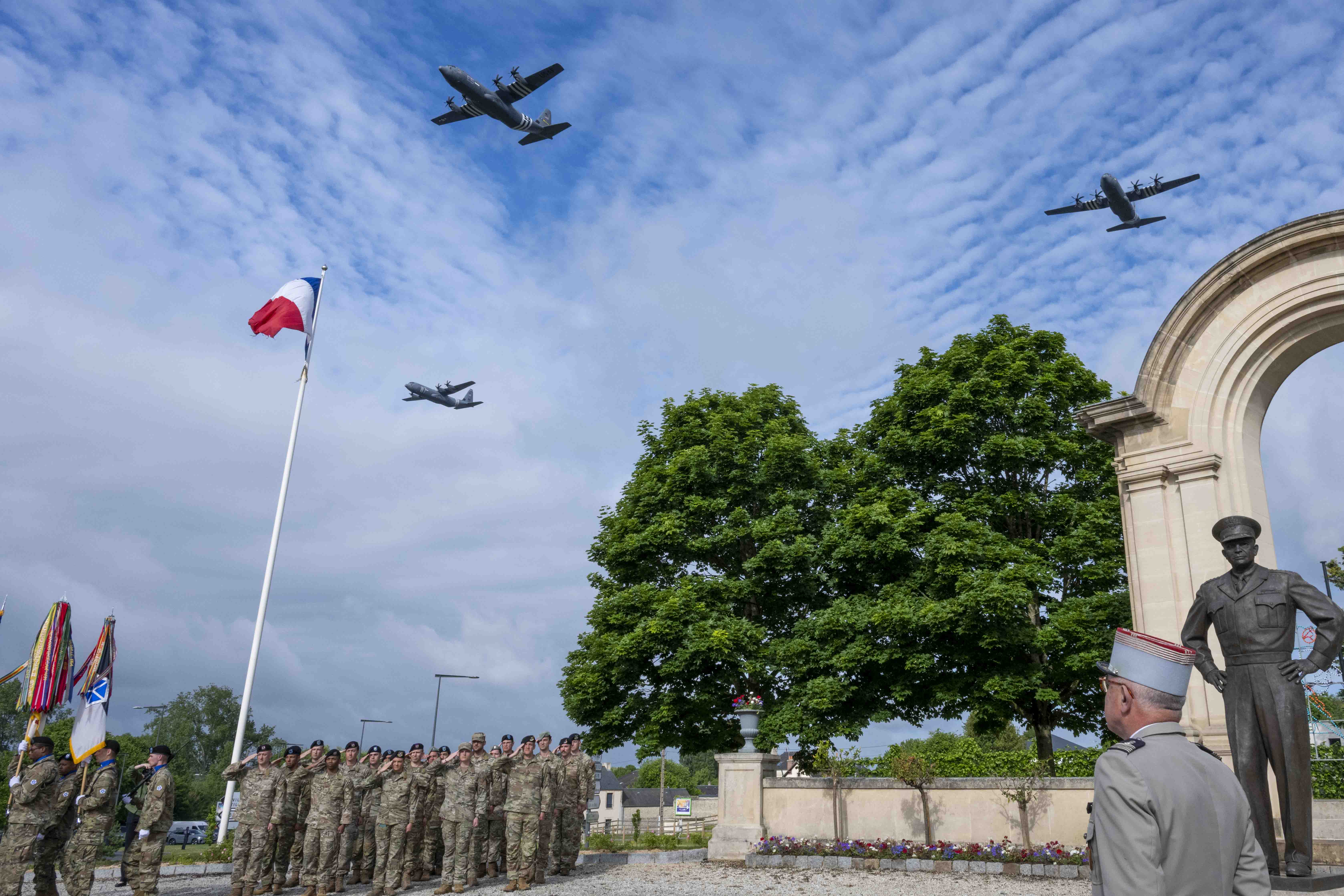 USAFE-AFAFRICA commemorates sacrifice, legacy of Airmen who supported D ...