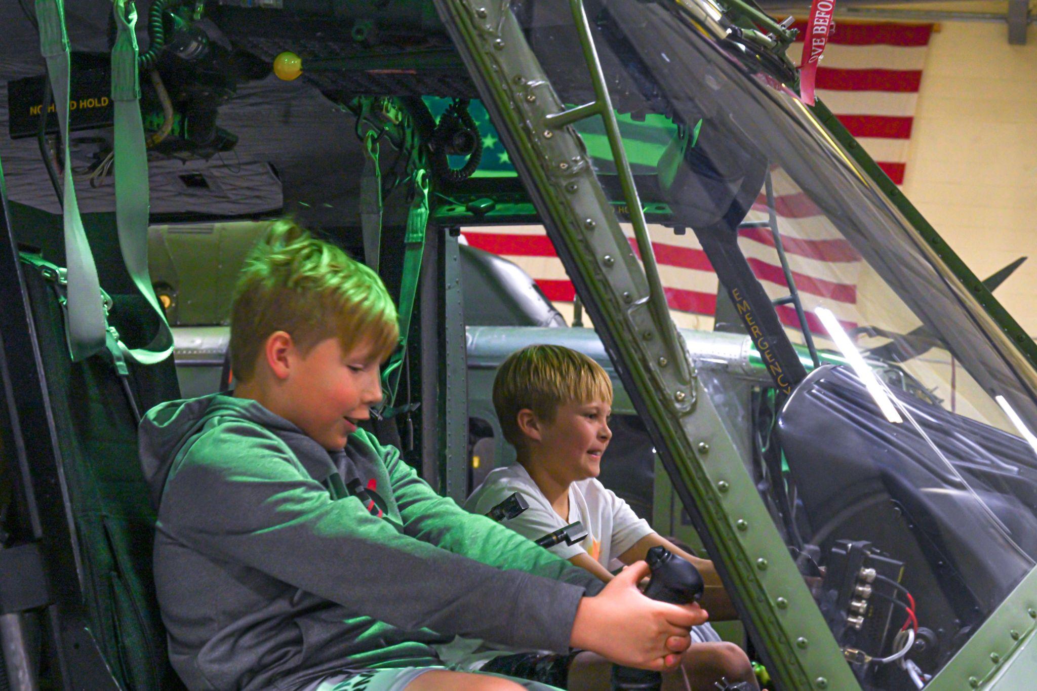 5th Graders Tour Minot AFB During Summer STEM Program > Minot Air Force ...