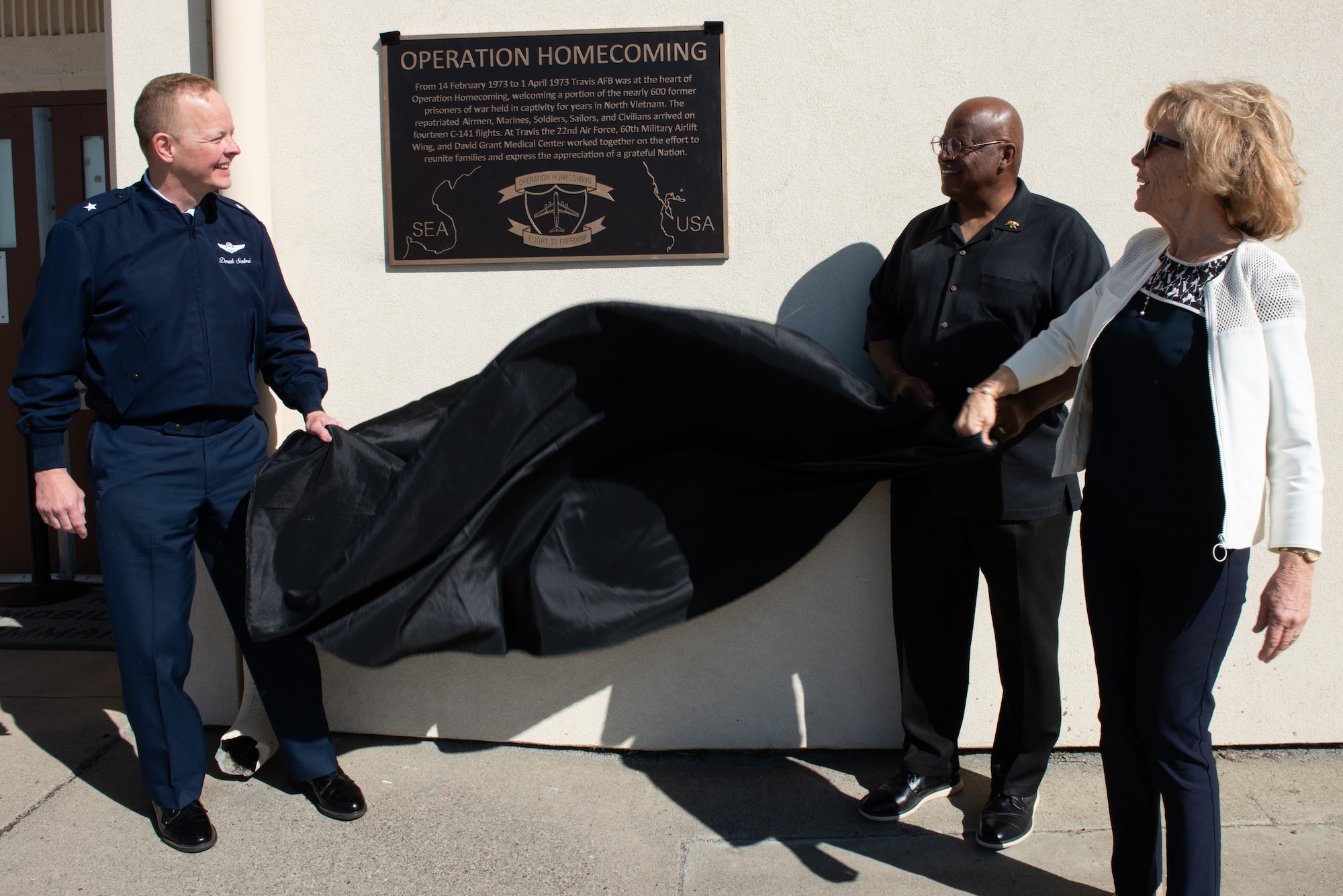 Travis AFB honors Operation Homecoming > Travis Air Force Base > Display