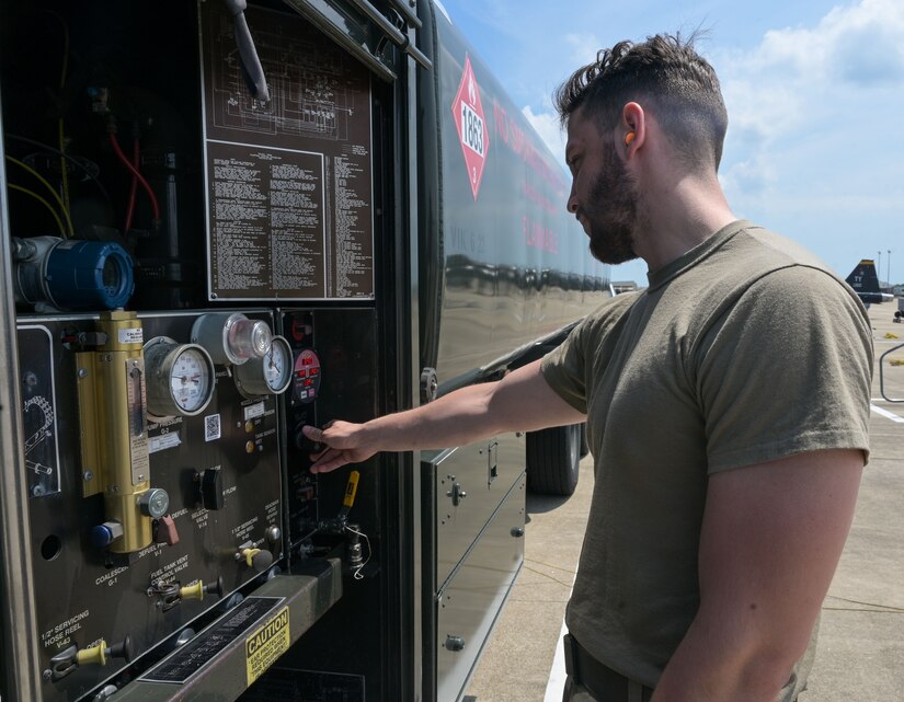 Fueling the skies at JBLE > Joint Base Langley-Eustis > Article Display