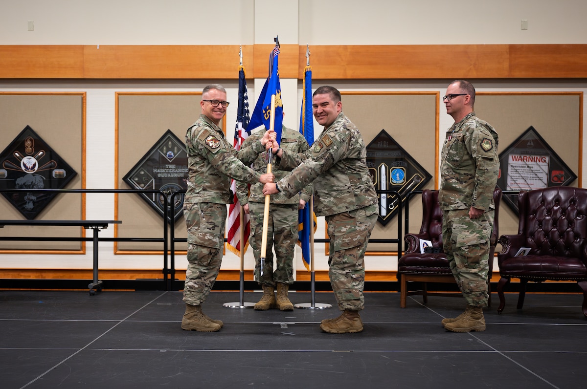 341st Communications Squadron welcomes new commander > Malmstrom Air ...