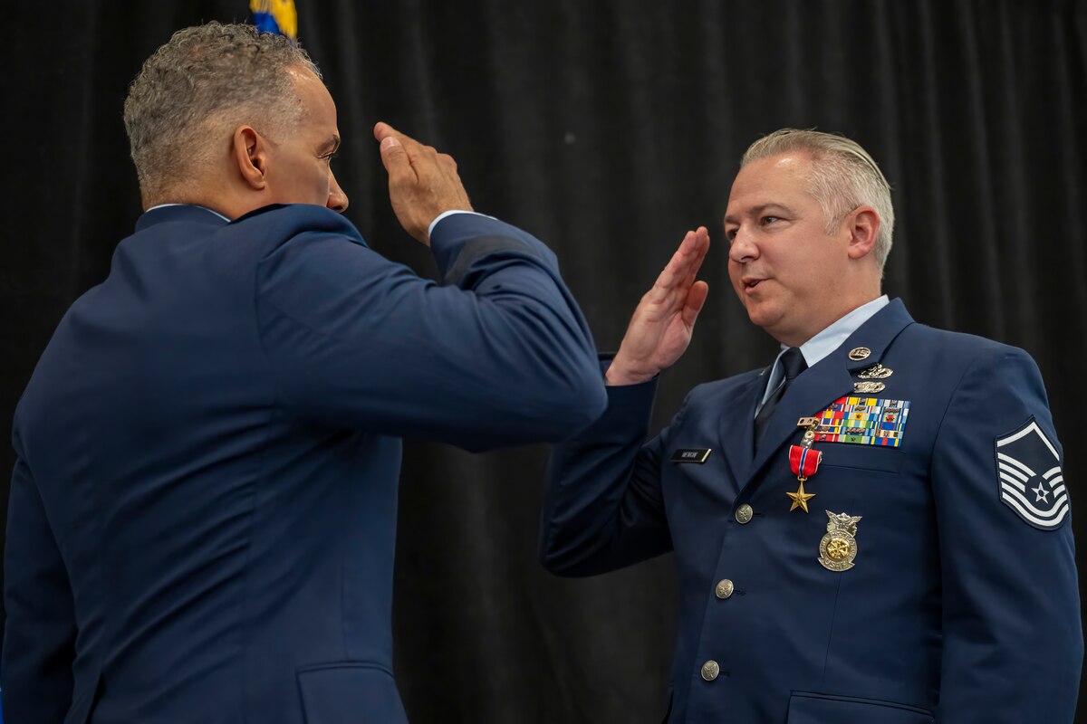 130th Airlift Wing Guardsman Honored with Bronze Star Medal > 130th ...